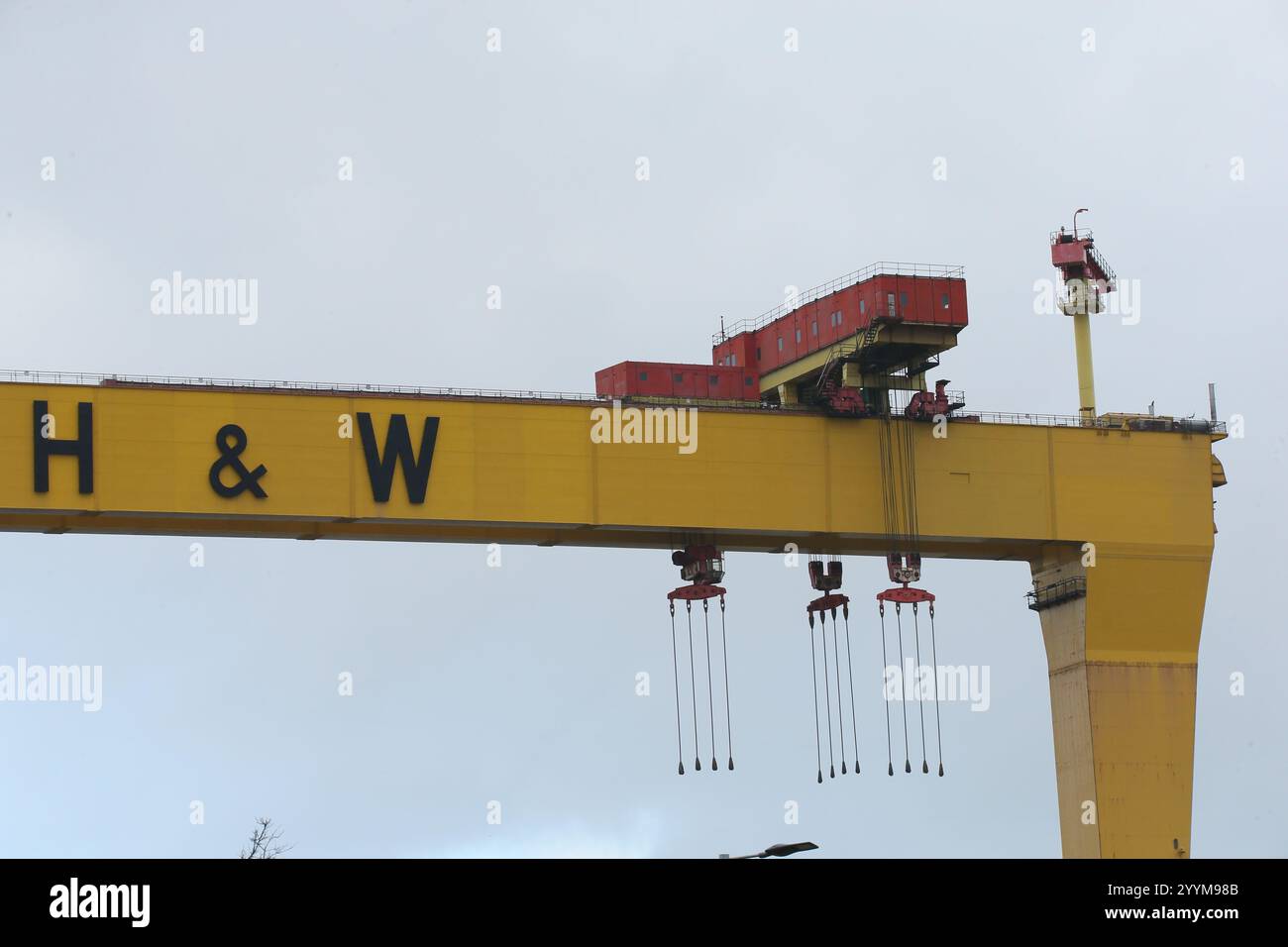 Image of the H&W letters on the iconic twin shipbuilding gantry cranes ...