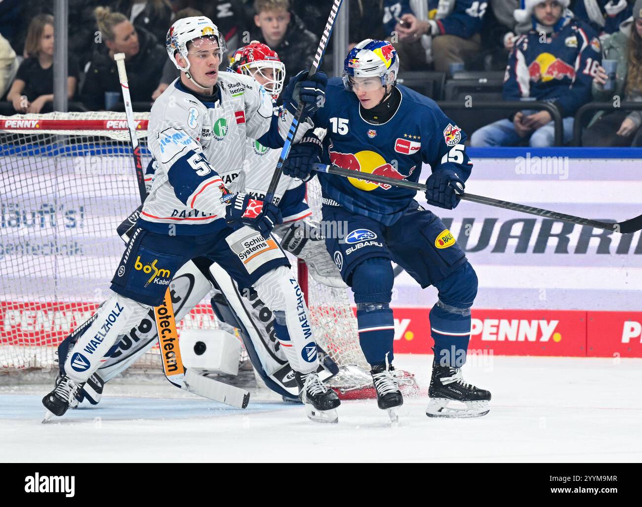 Munich, Germany. 22nd Dec, 2024. Ice hockey: DEL, EHC Red Bull Munich ...