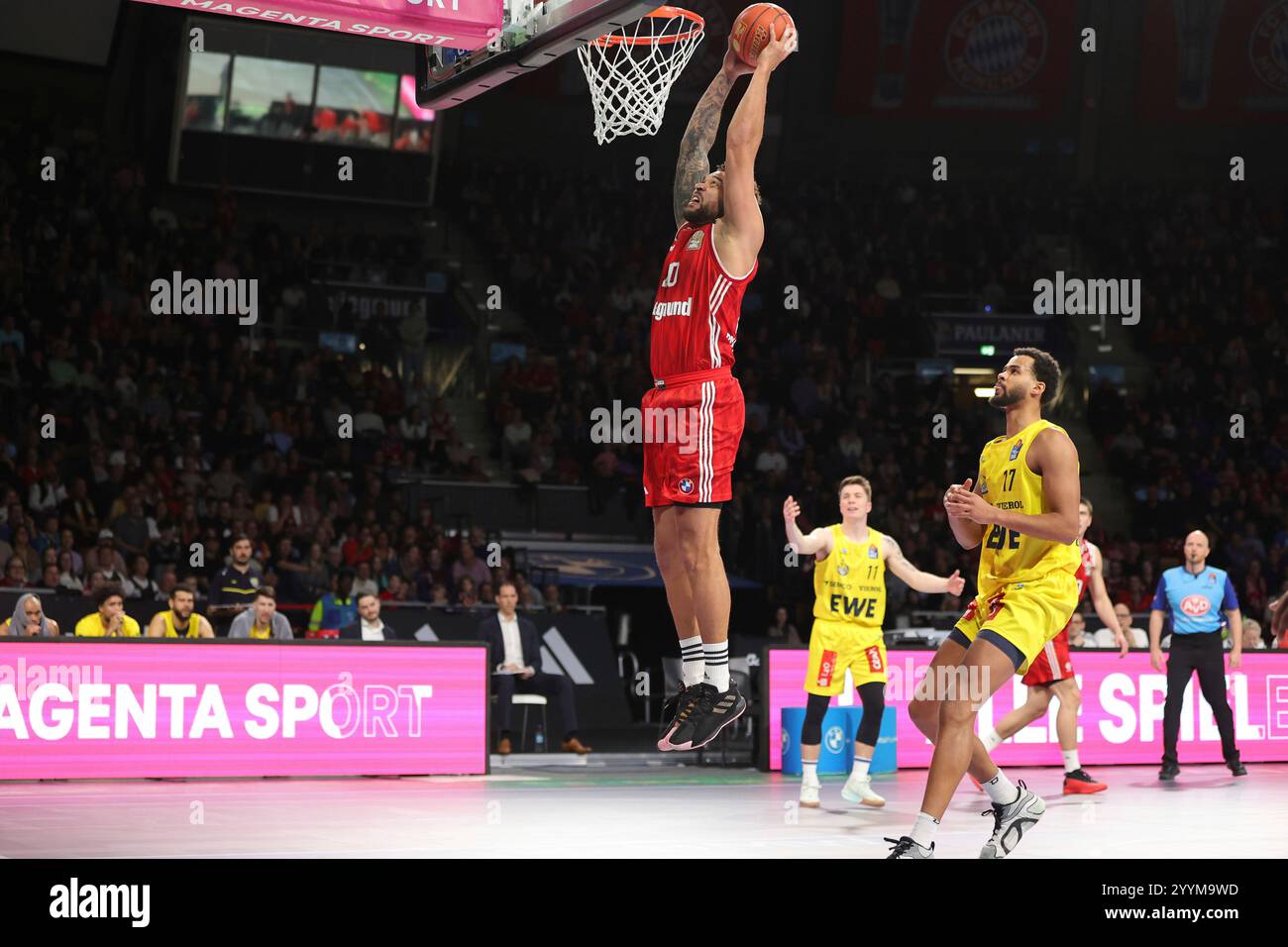 Elias Harris (FC Bayern Basketball, #20) punktet. GER, FC Bayern ...