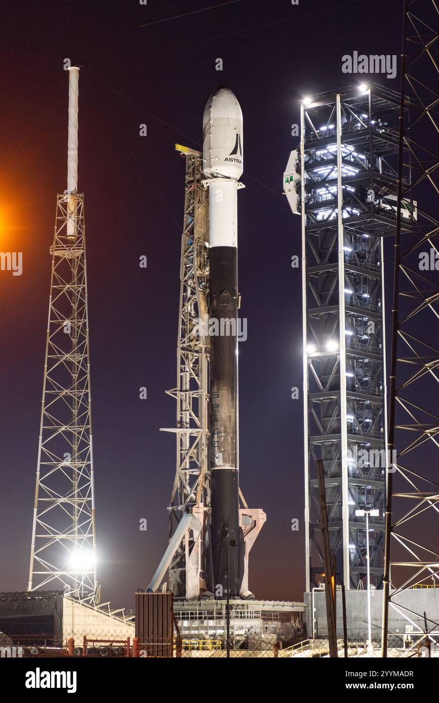 December 20, 2024: A SpaceX Falcon 9 rocket is seen at sunset at Launch ...