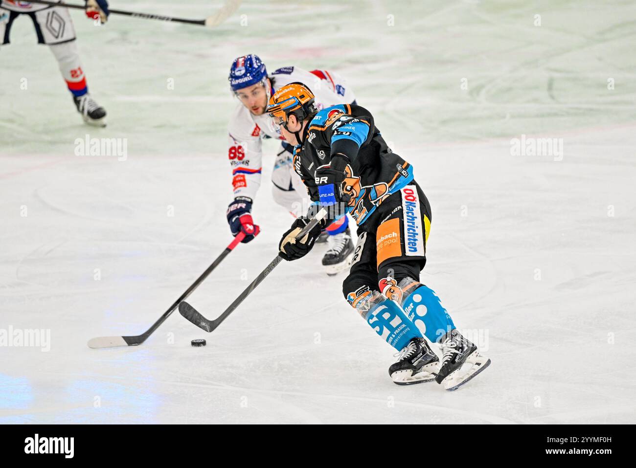 Linz, Austria. 22nd Dec, 2024. LINZ, AUSTRIA -DECEMBER 22: Lukas Baer ...