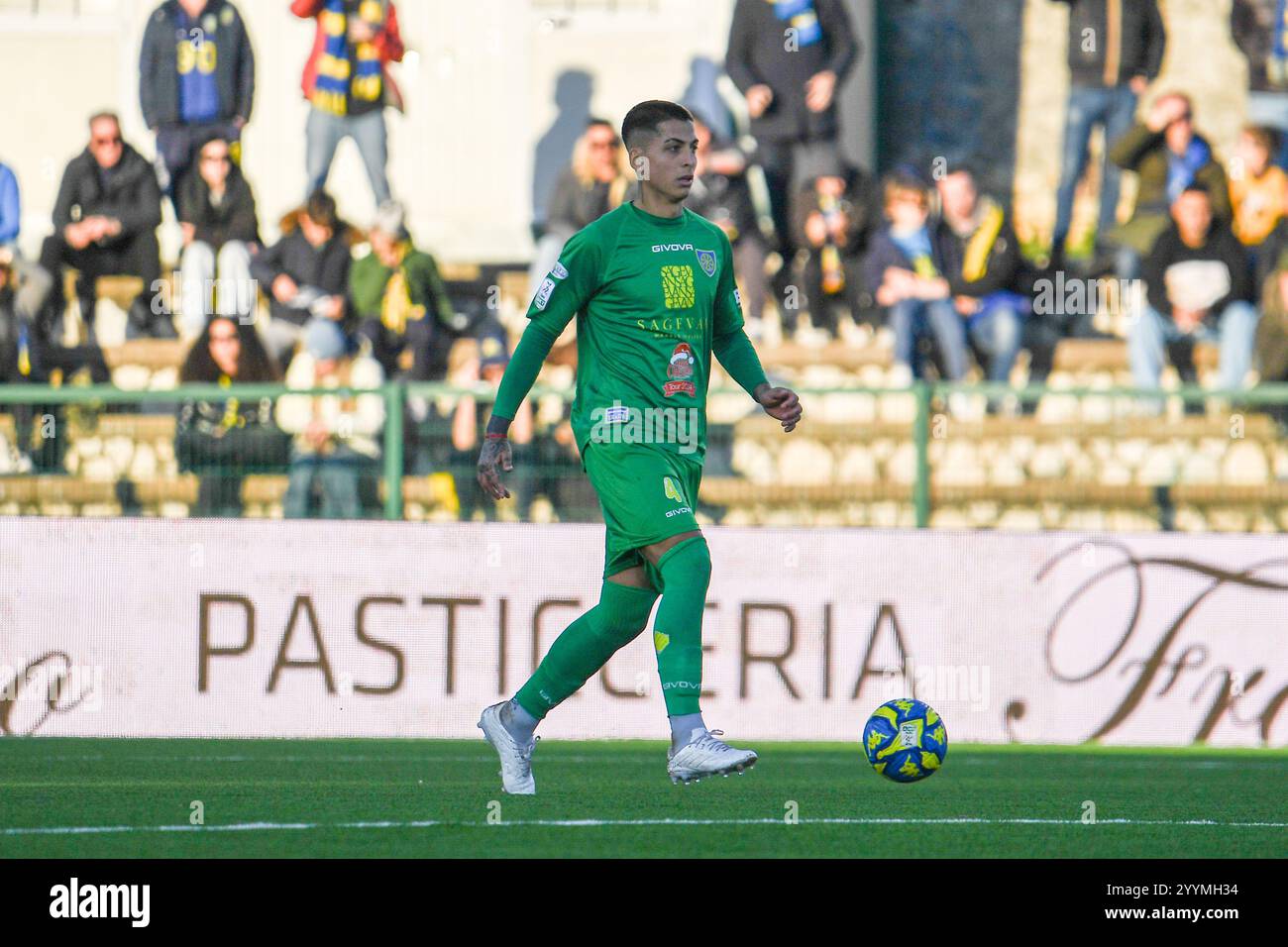 Carrara, Italy. 21st Dec, 2024. Julian Illanes Minucci (Carrarese ...