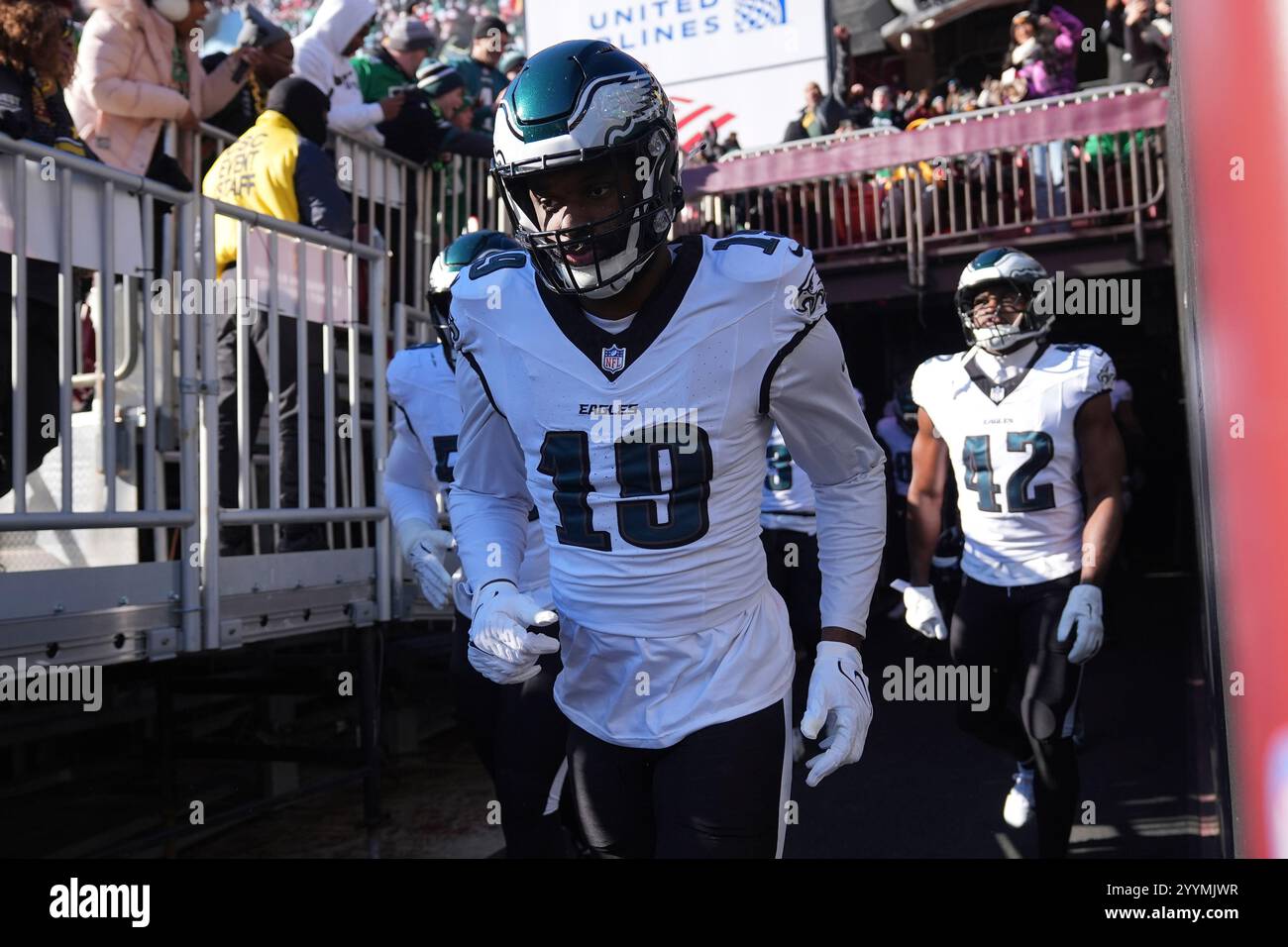 Philadelphia Eagles linebacker Josh Sweat (19) taking the field before ...