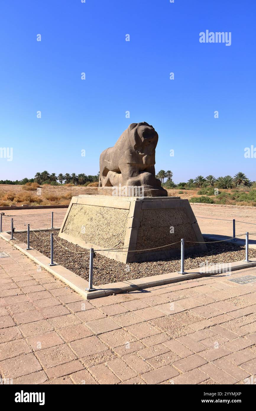 Babylon Lion statue in Iraq Stock Photo - Alamy