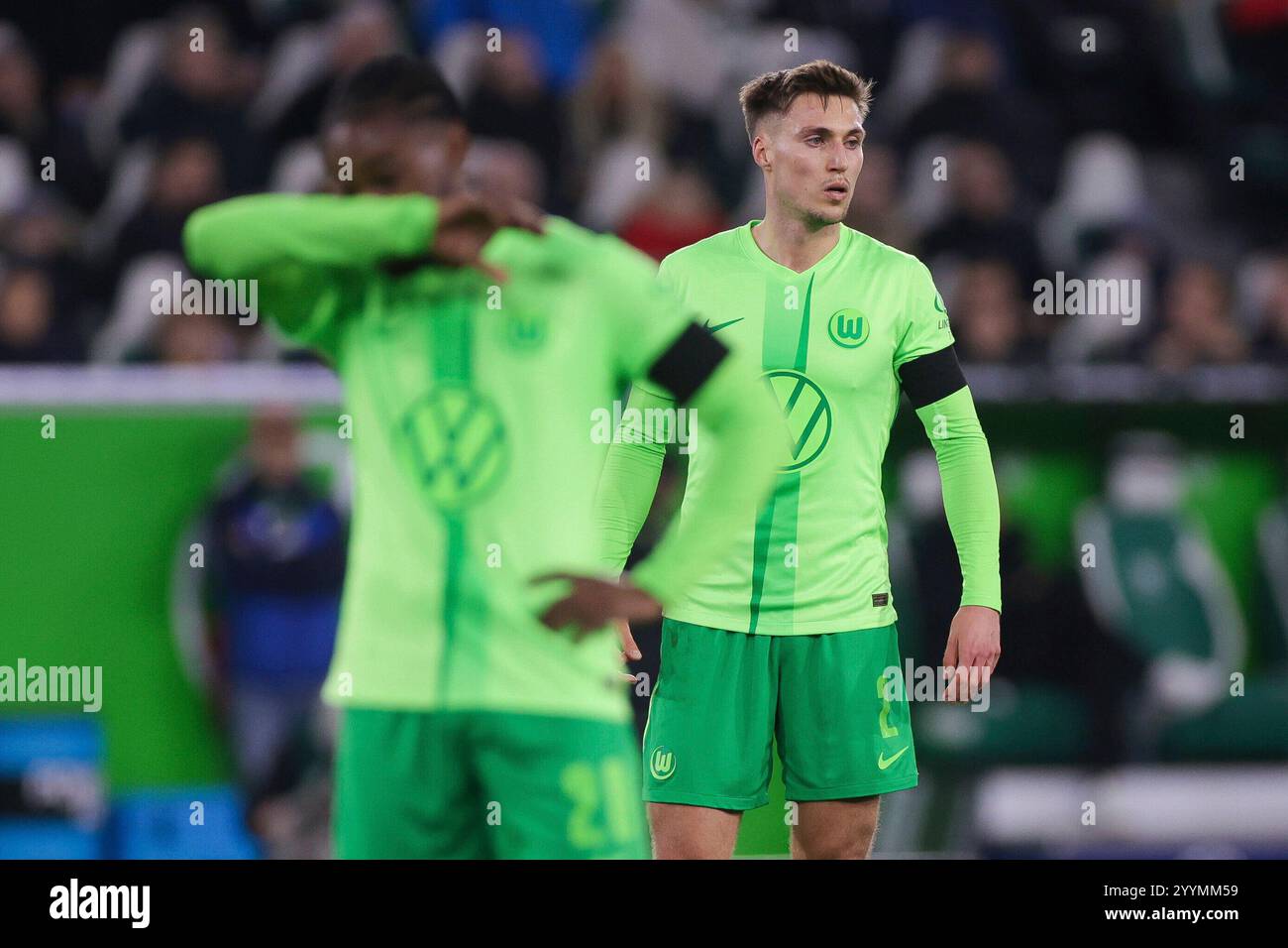 Wolfsburg, Deutschland. 22nd Dec, 2024. 22.12.2024, 1. Bundesliga, 15 ...