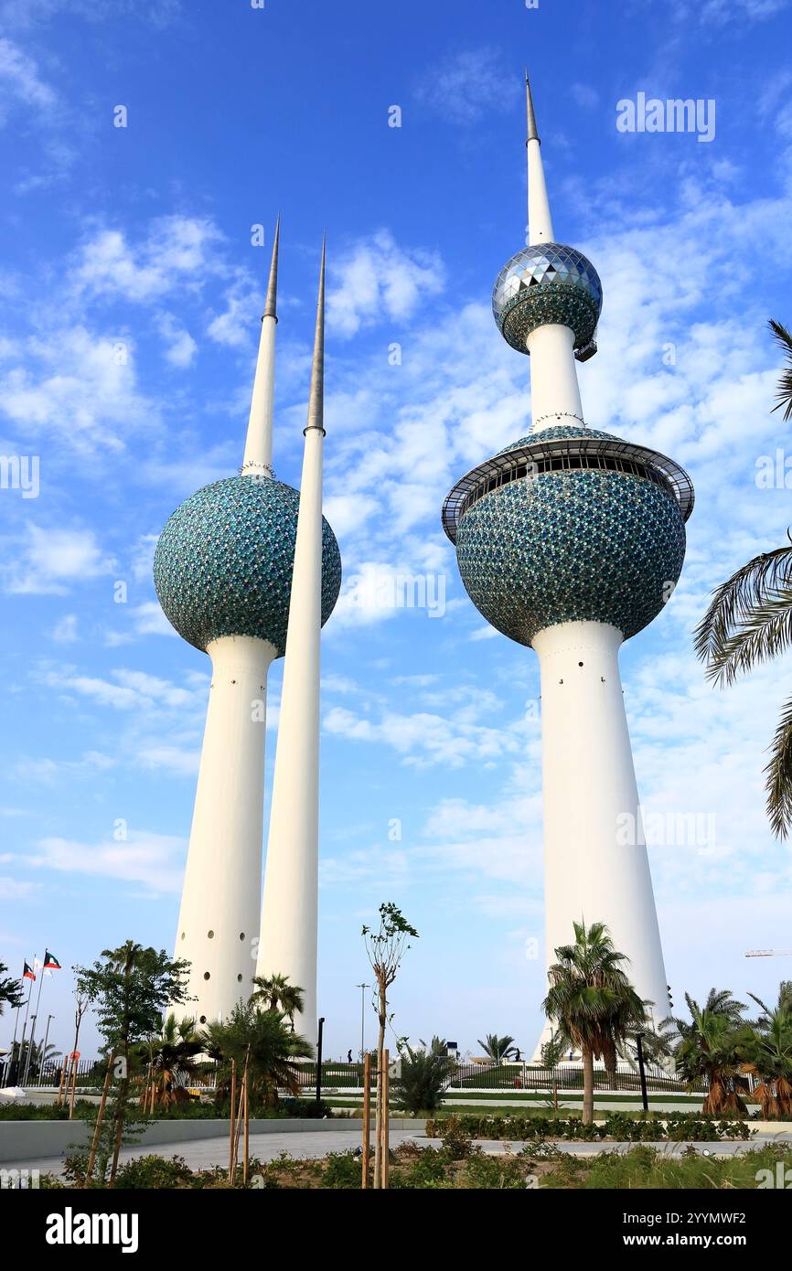 Kuwait Water Towers Kuwait's 300ft Water Towers, Minaret Like In Their