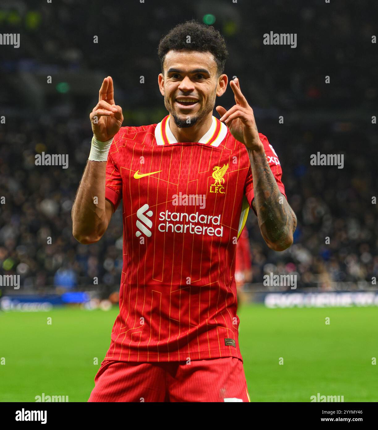 Luis diaz liverpool celebrates hi-res stock photography and images - Alamy
