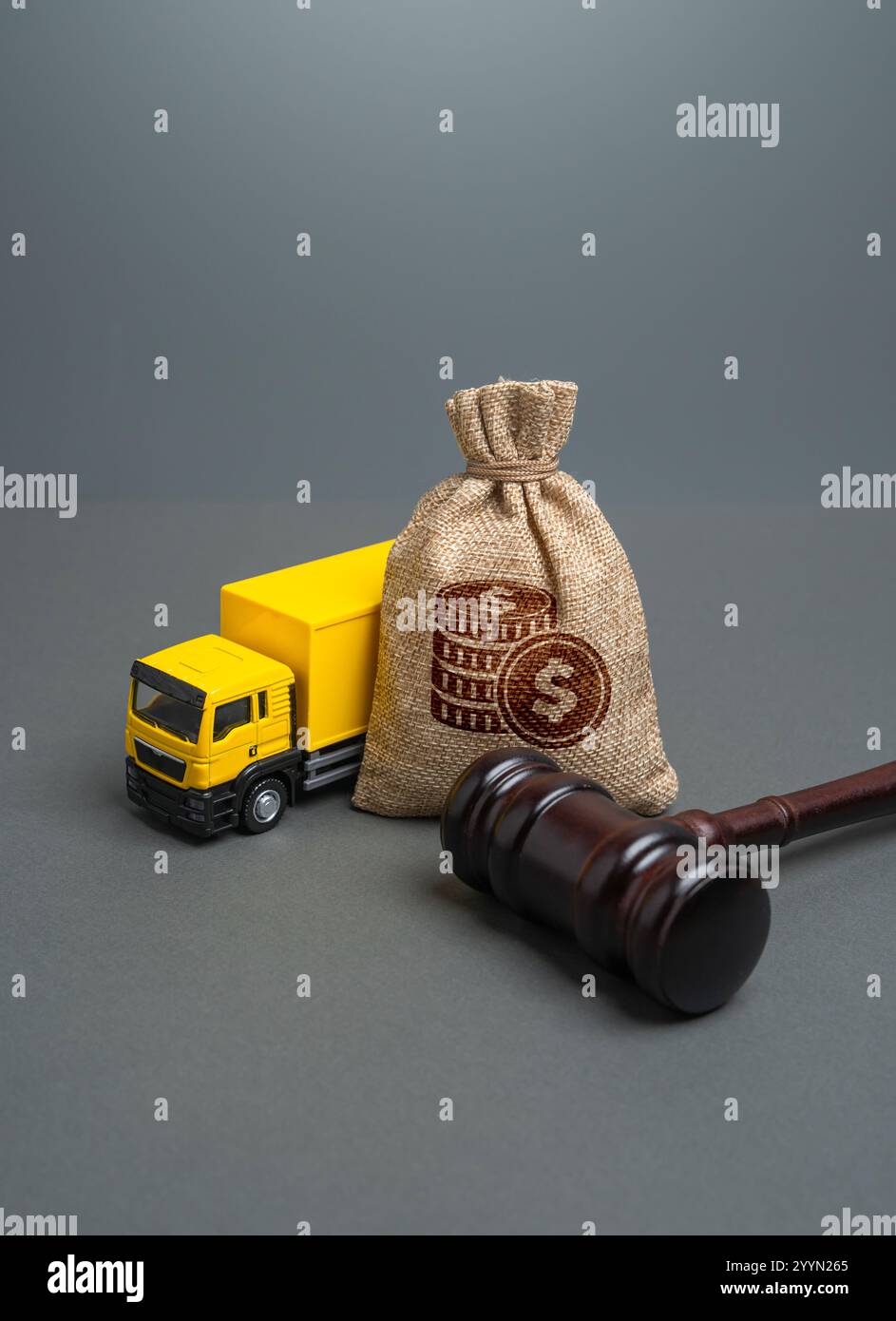 Truck tra hi-res stock photography and images - Alamy