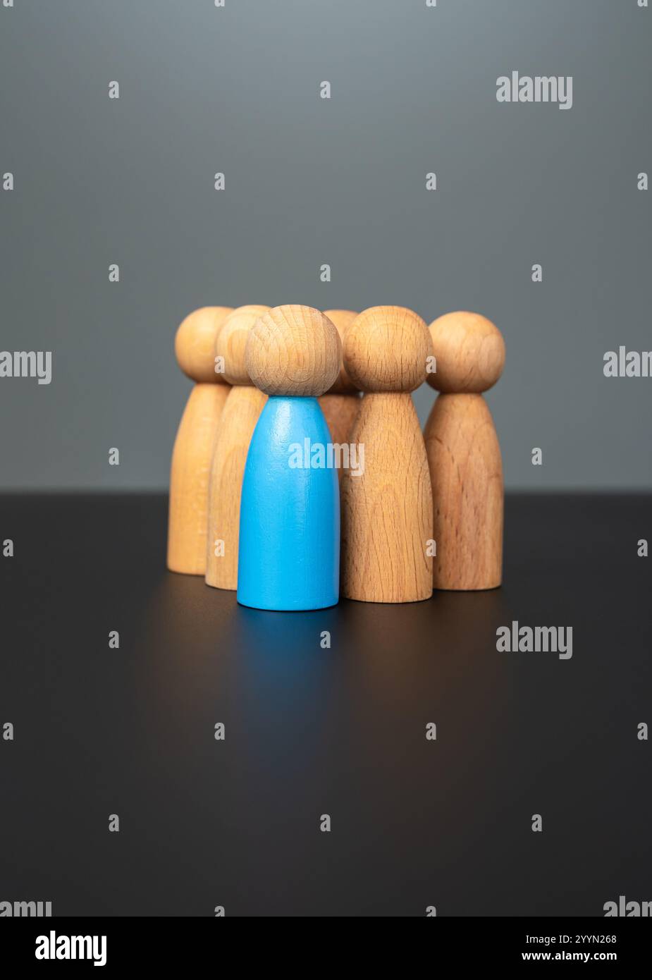 A group of people with a leader at the head. Leadership qualities and ...