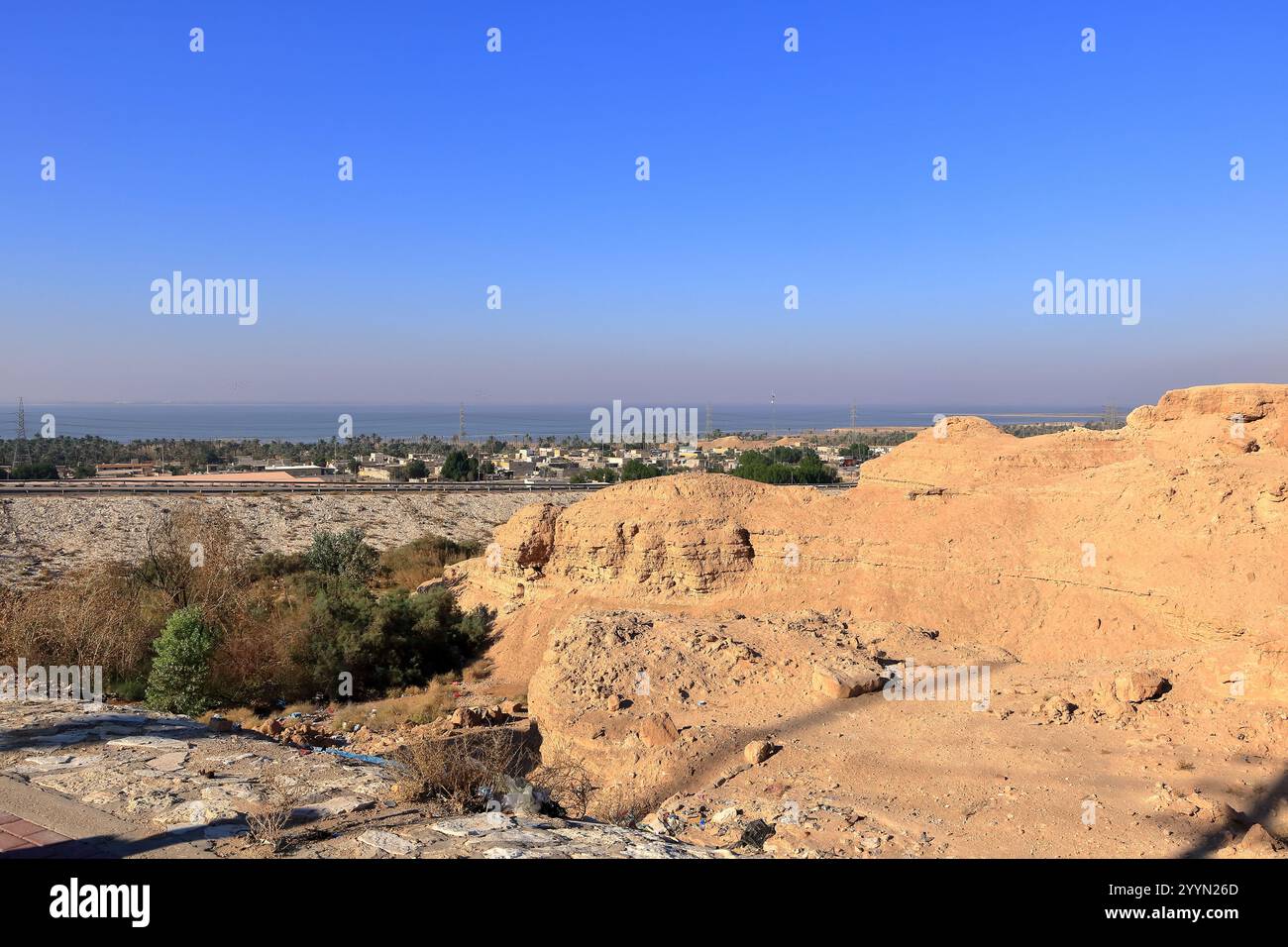 Najaf, Nadschaf in Iraq - November 13 2024: a road leads out of the ...
