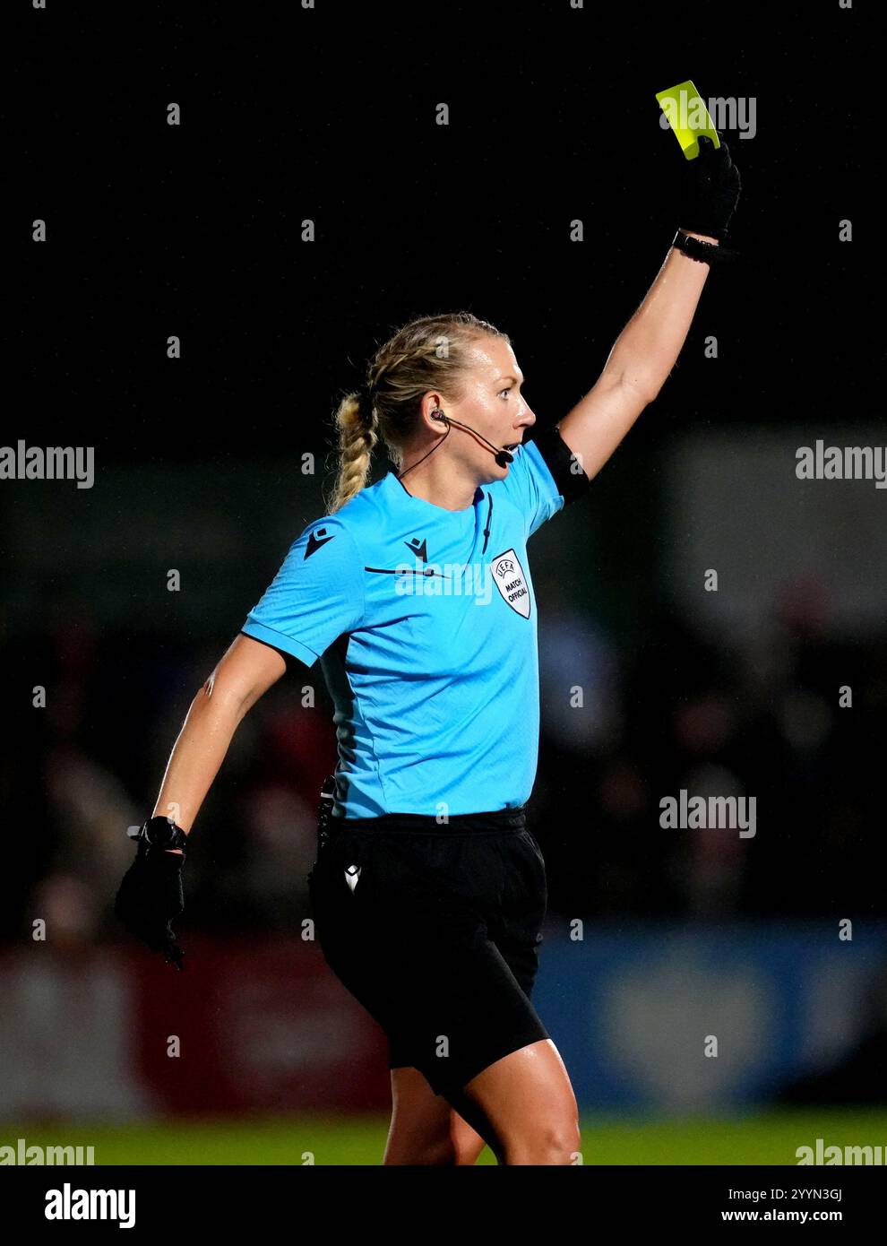 Referee Tess Olofsson during the UEFA Women's Champions League Group C ...