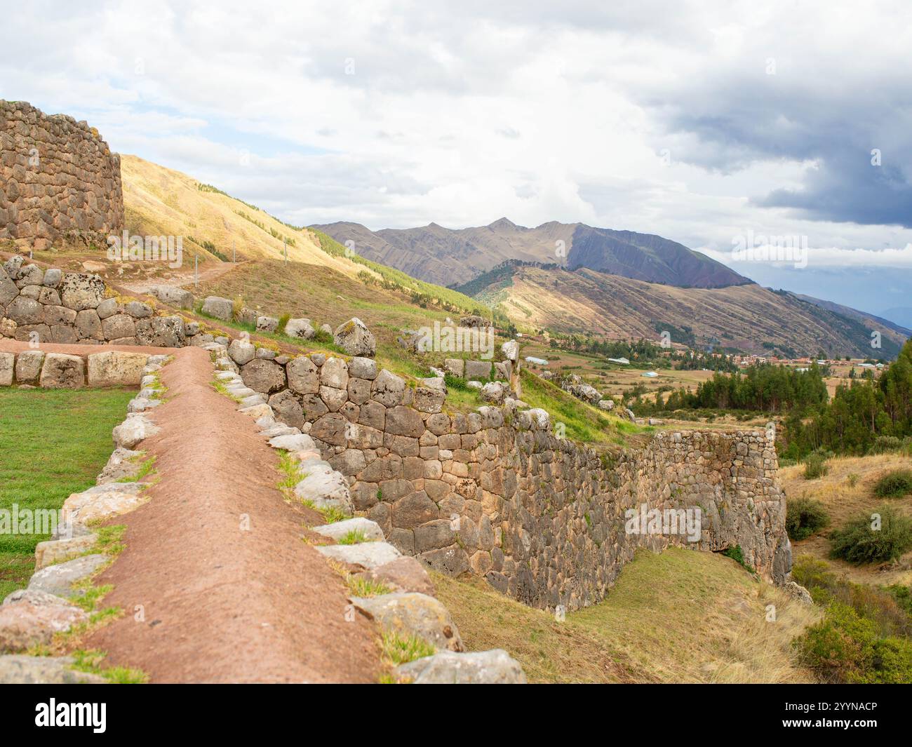 Puca Pucara fortress in Cusco Peru inca ruin Stock Photo - Alamy