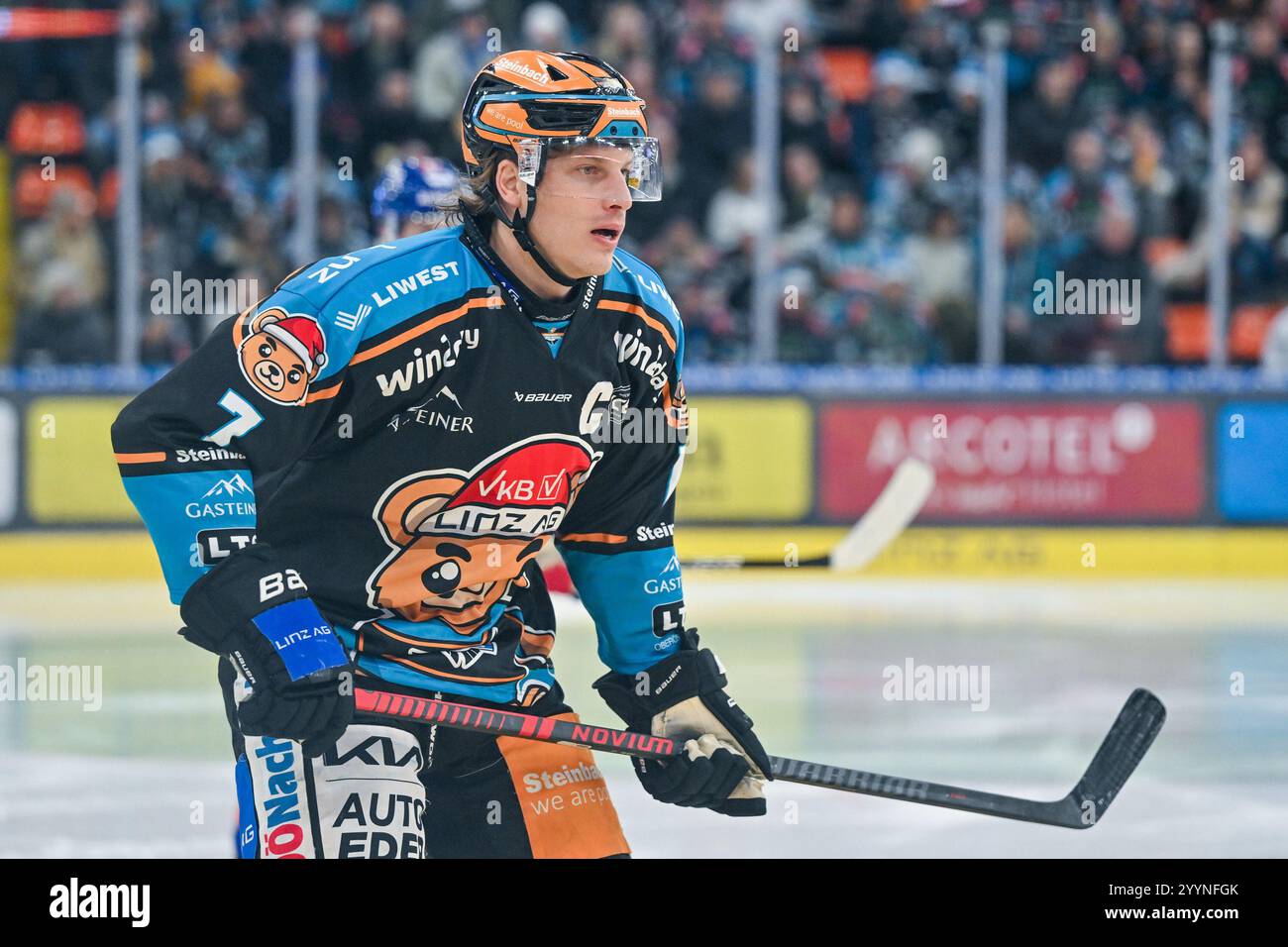 Linz, Austria. 22nd Dec, 2024. LINZ, AUSTRIA -DECEMBER 22: Brian Lebler ...