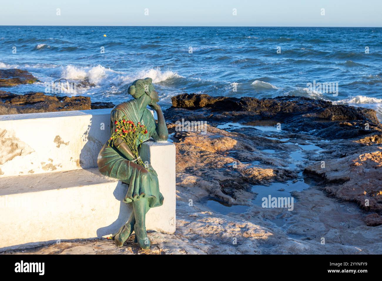 The Bella Lola statue in Torrevieja honors the women who waited for ...