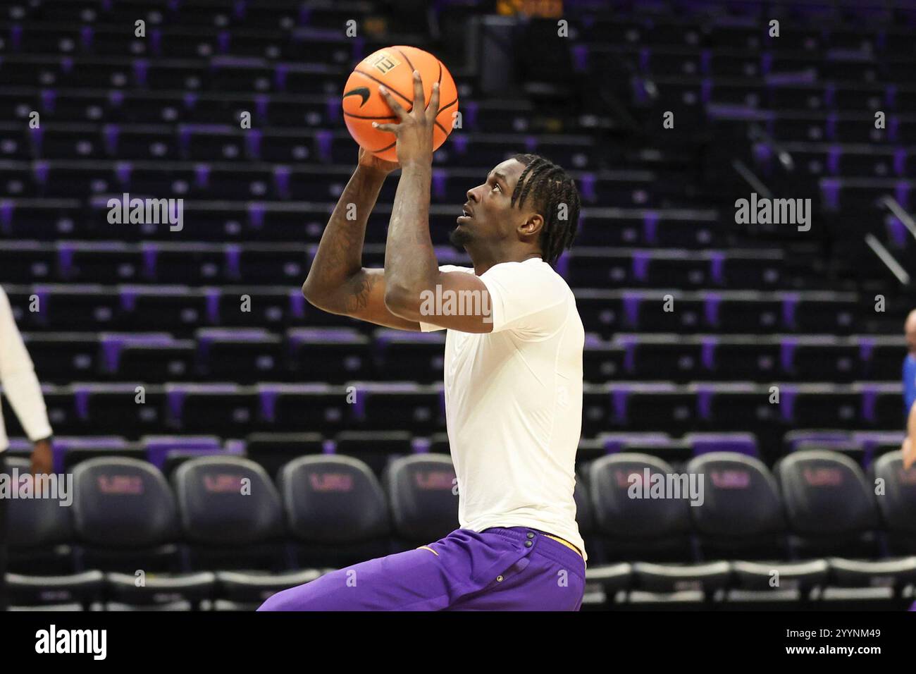 Baton Rouge, United States. 22nd Dec, 2024. LSU Tigers forward Corey ...