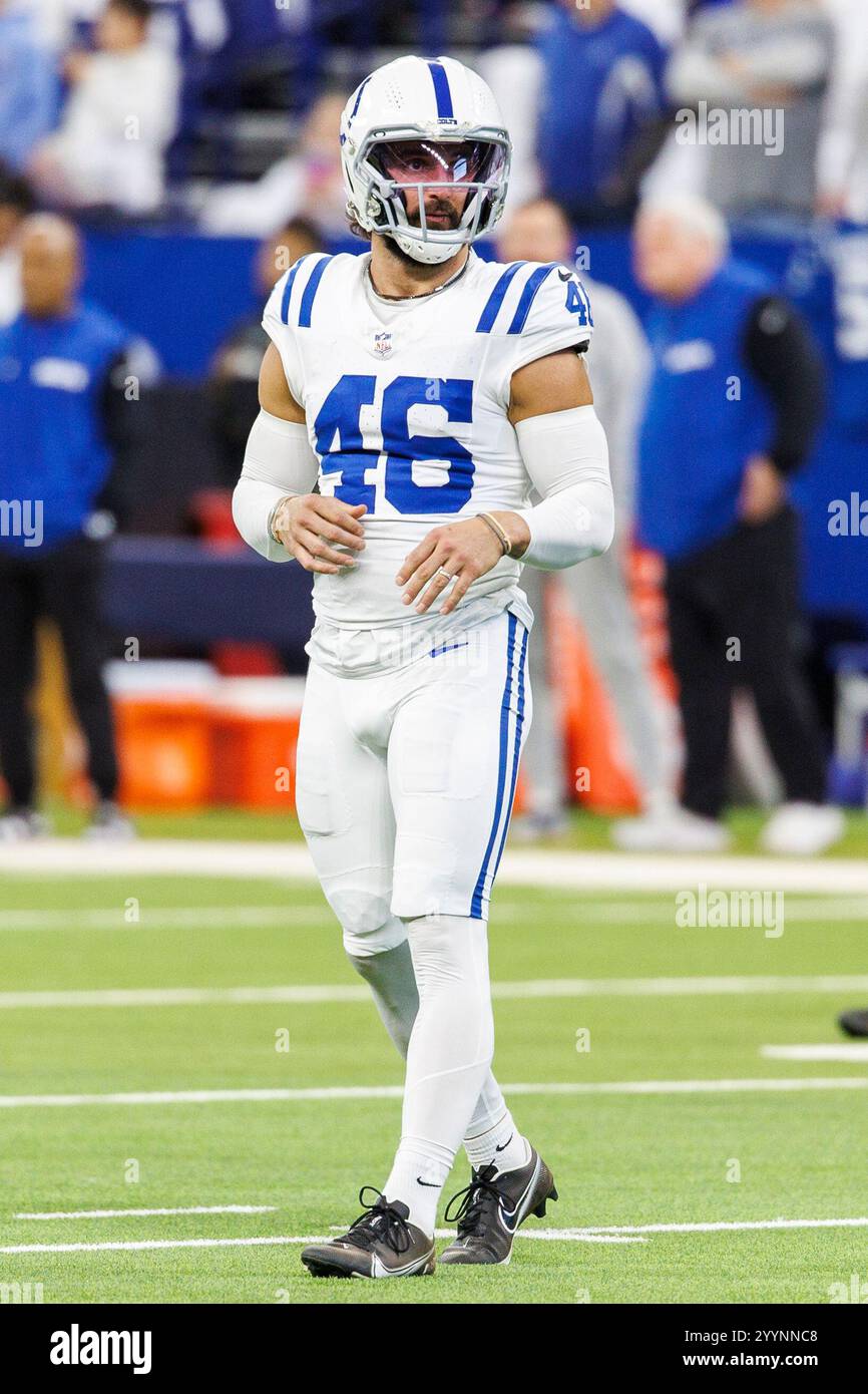 Indianapolis, Indiana, USA. 22nd Dec, 2024. Indianapolis Colts long snapper Luke Rhodes (46 ...