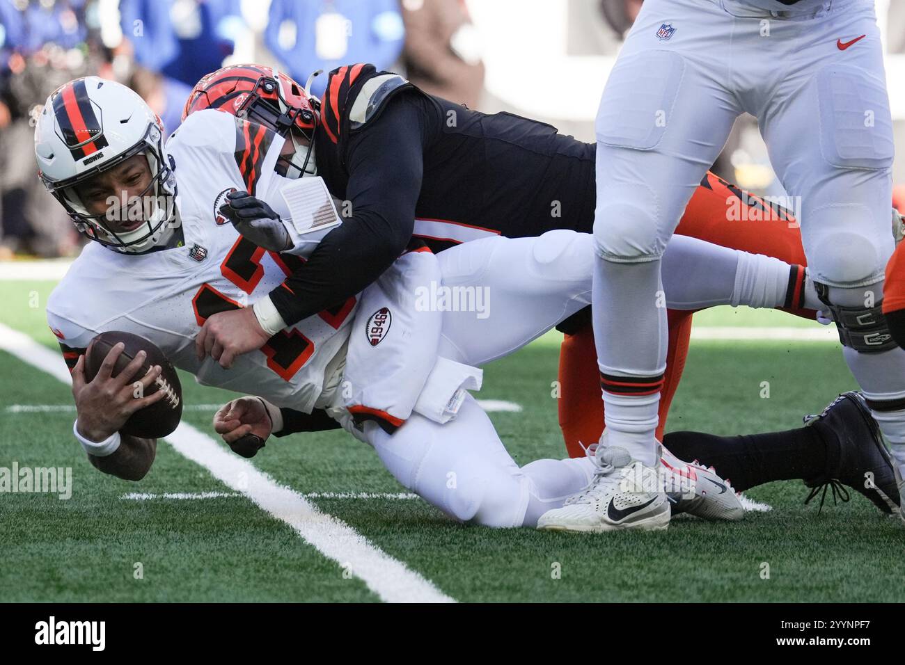 Cincinnati Bengals defensive end Trey Hendrickson (91) sacks Cleveland ...
