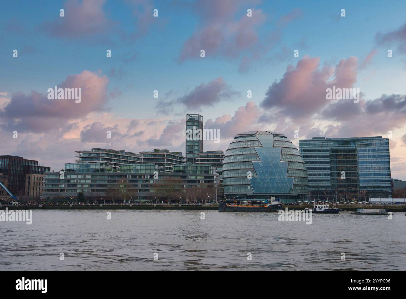 The iconic London City Hall's glass structure is set against a partly ...