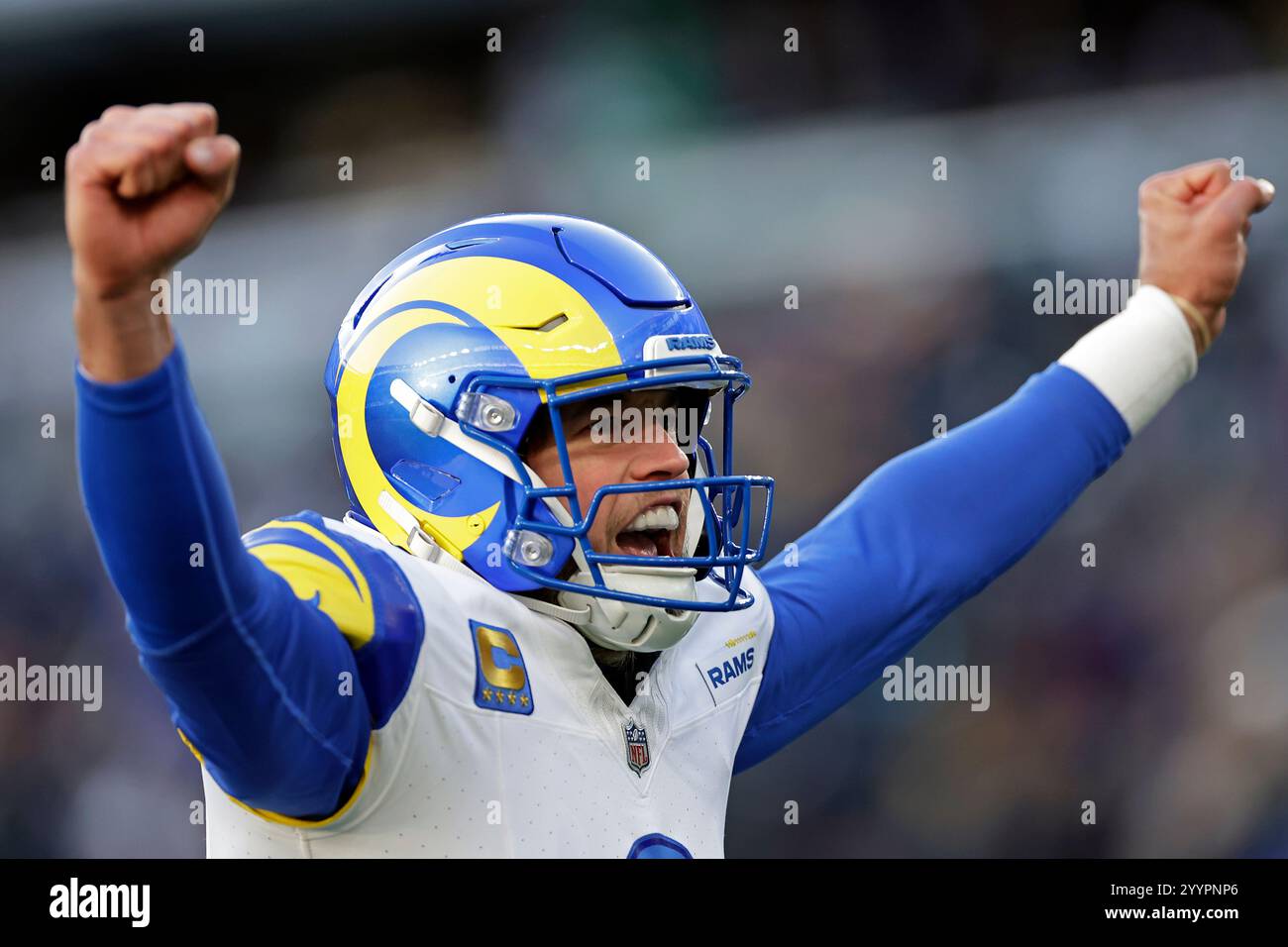 Los Angeles Rams quarterback Matthew Stafford (9) reacts after throwing ...