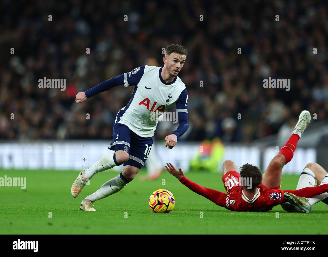 Tottenham Hotspur Stadium, London, UK. 22nd Dec, 2024. Premier League ...