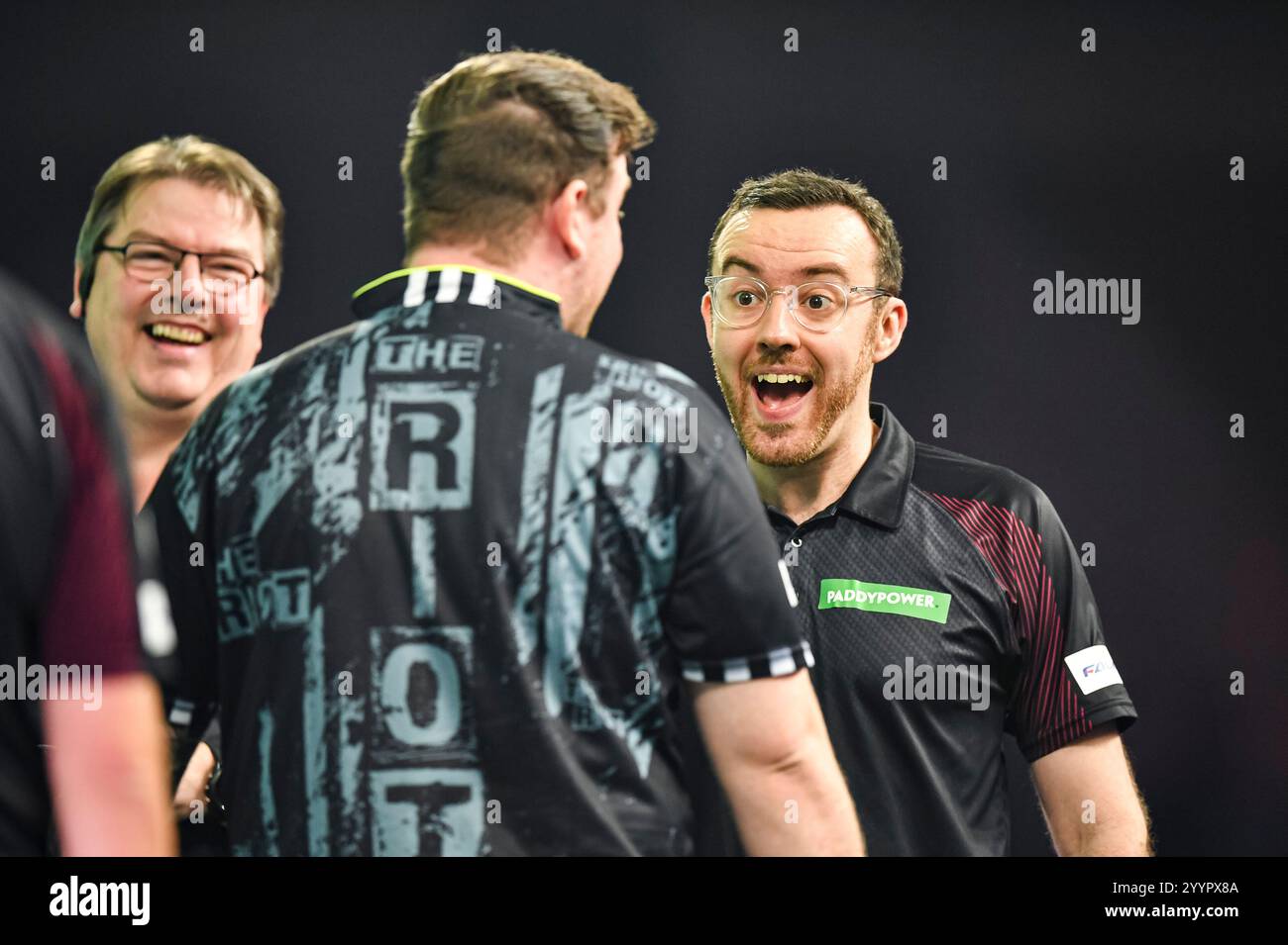 Alexandra Palace, London, UK. 22nd Dec, 2024. 2024/25 PDC Paddy Power ...