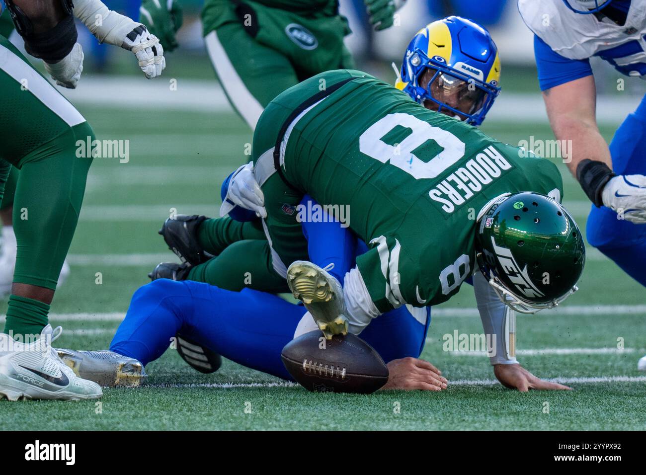 Kam curl rams hi-res stock photography and images - Alamy