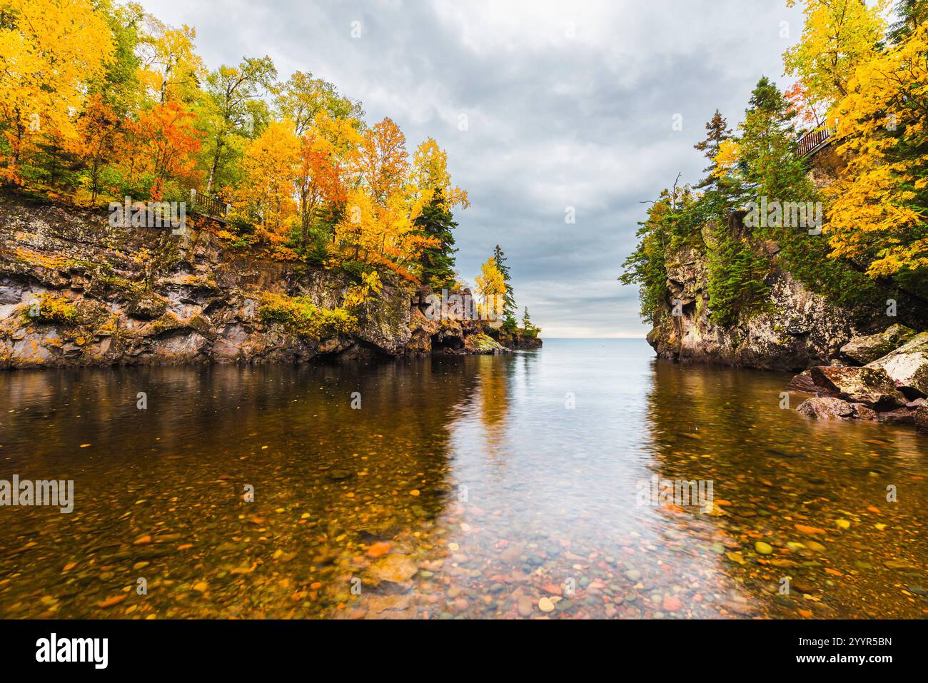 Tranquil rocky river flowing through hi-res stock photography and ...