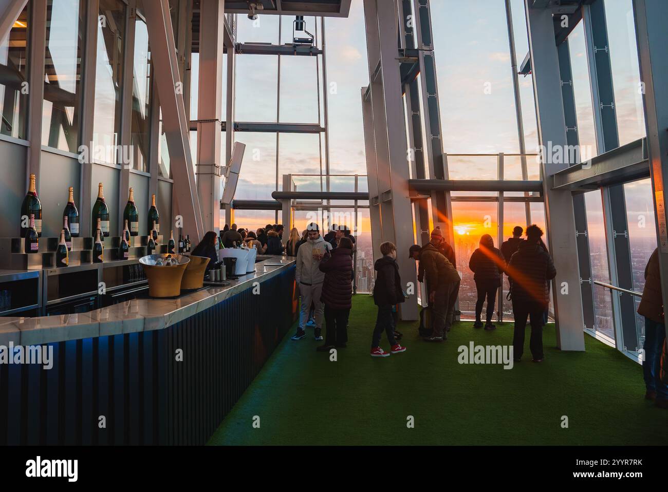 View from the shards hi-res stock photography and images - Alamy