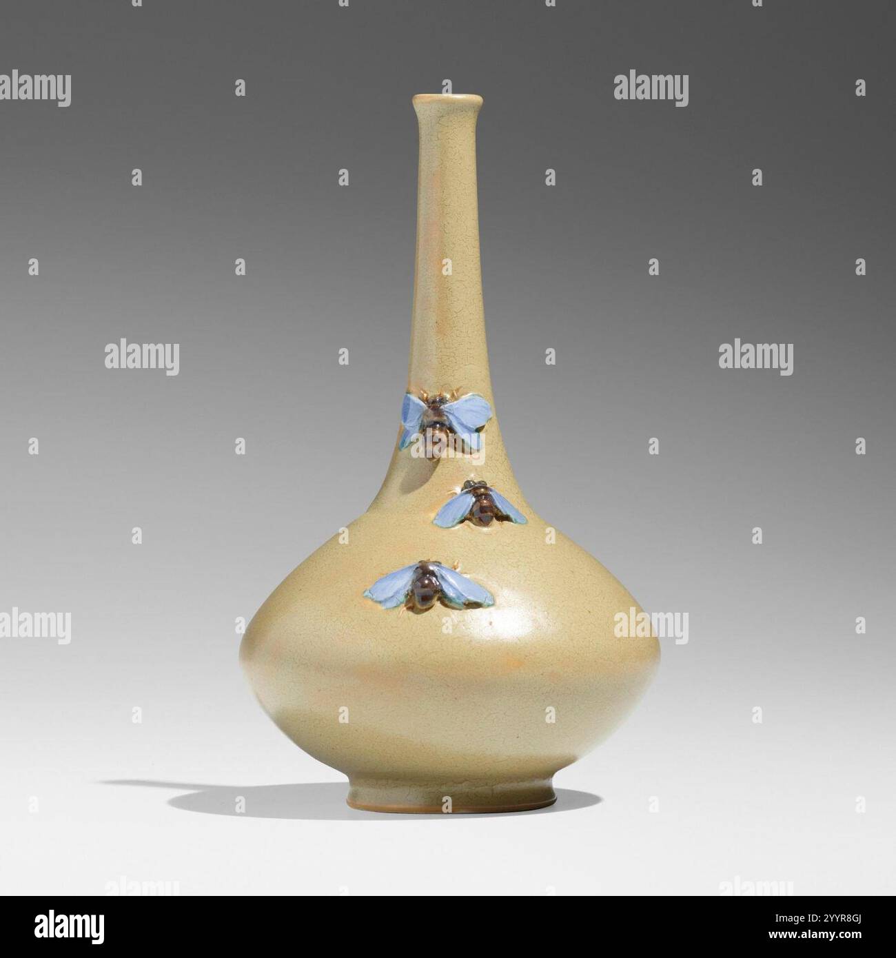 Diffloth - Stamped manufacturer's mark and date to underside 'The ...