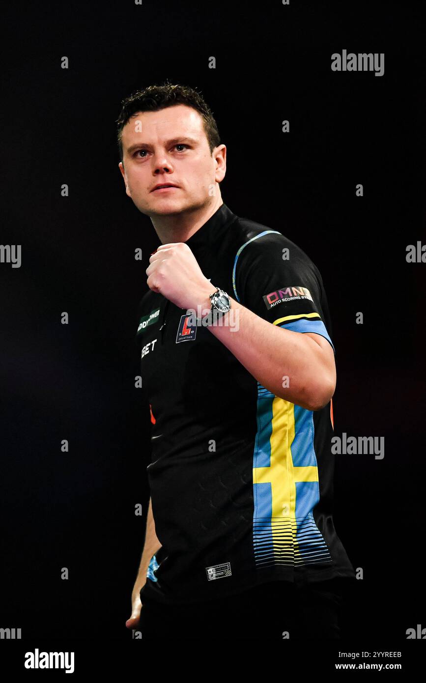 Alexandra Palace, London, UK. 22nd Dec, 2024. 2024/25 PDC Paddy Power ...