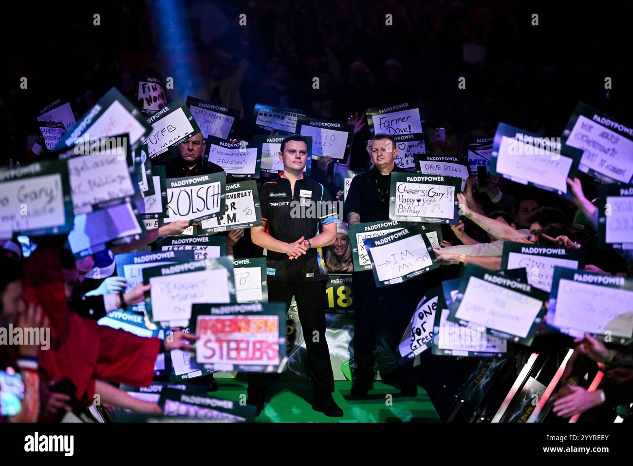 Alexandra Palace, London, UK. 22nd Dec, 2024. 2024/25 PDC Paddy Power ...