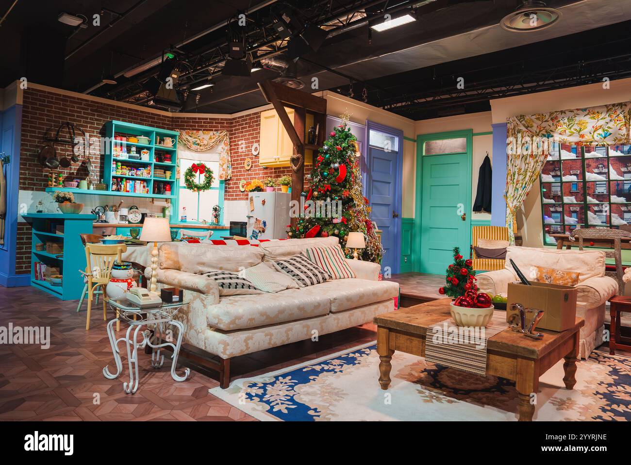 Replica of Monica's Apartment from Friends Decorated for Christmas ...