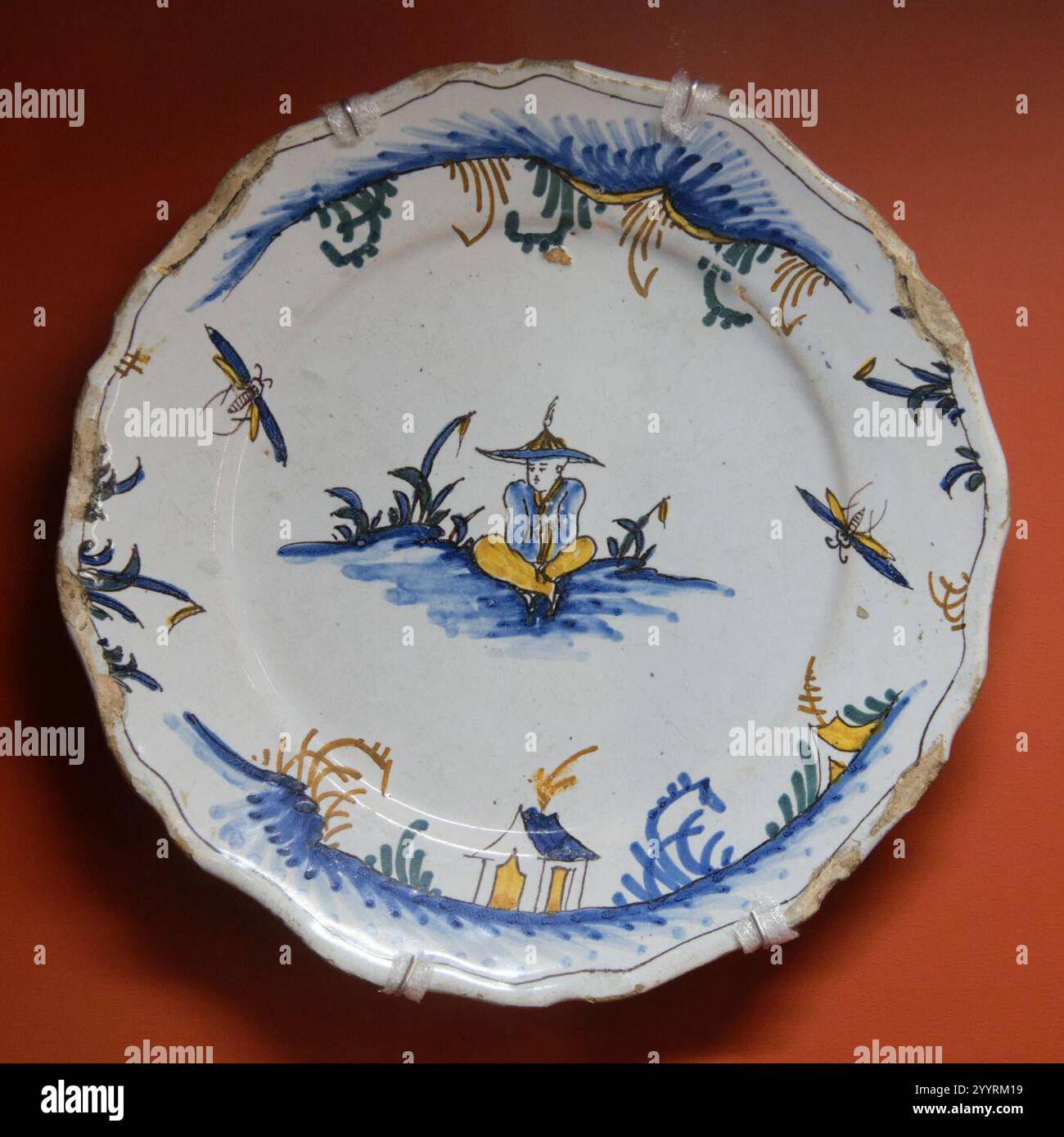 Dish cross-legged Chinese man MAB 88-1-1 Stock Photo - Alamy