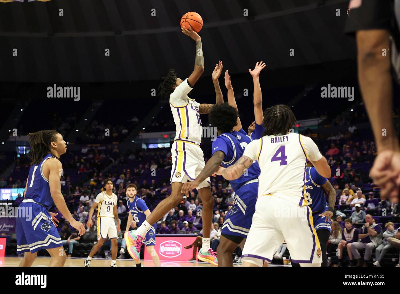 Baton Rouge, United States. 22nd Dec, 2024. LSU Tigers forward Daimion ...