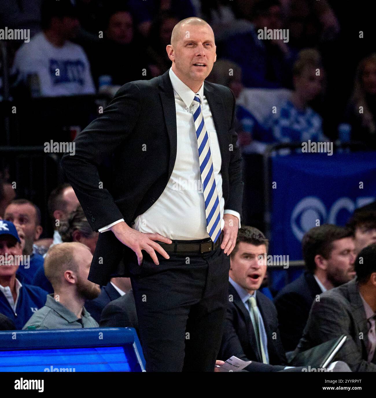 Kentucky Wildcats head coach Mark Pope during the CBS Sports Classic ...