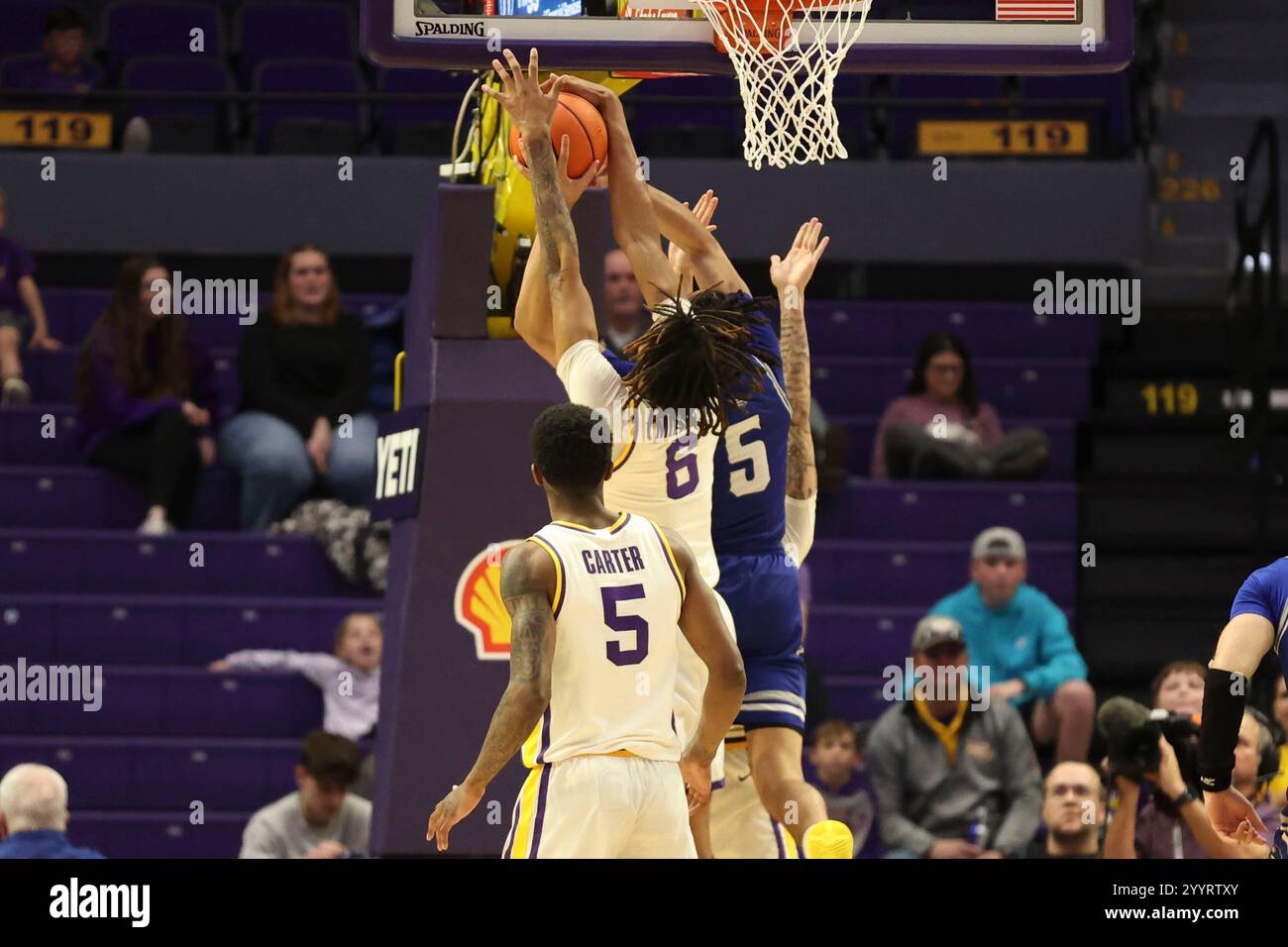 Baton Rouge, United States. 22nd Dec, 2024. LSU Tigers forward Robert ...