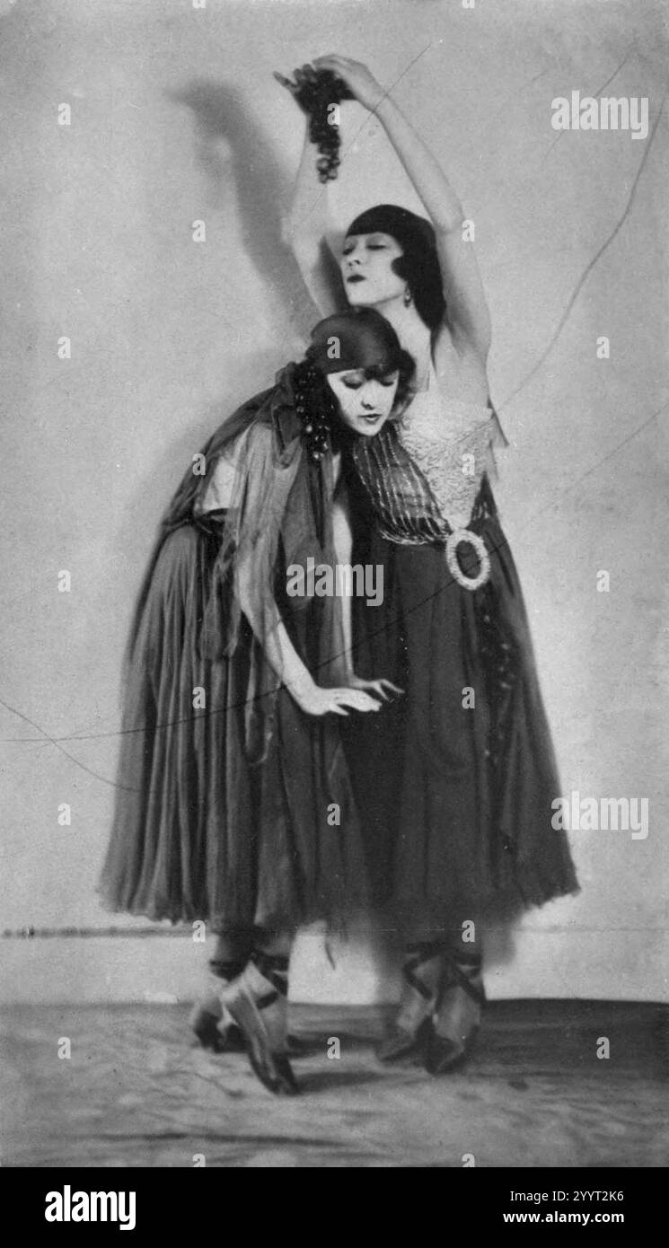 Dolly Sisters - Goldberg Stock Photo - Alamy