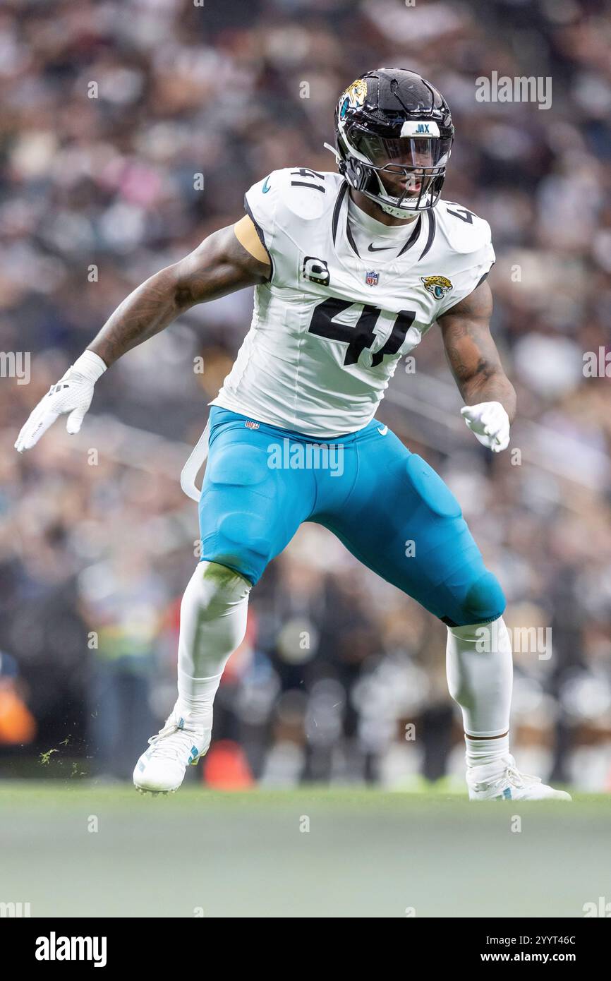 Jacksonville Jaguars defensive end Josh Hines-Allen (41) against the ...