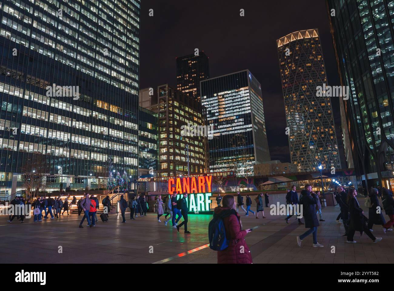 Evening Scene at Canary Wharf with Festive Christmas Lights Stock Photo ...