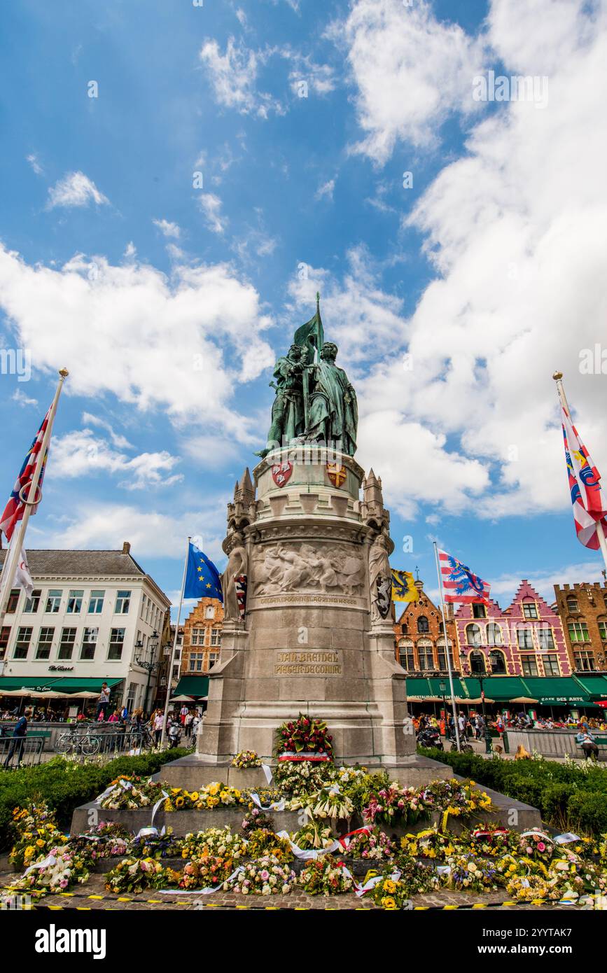 Statue of Jan Breydel and Pieter de Coninck in The Markt or Market ...