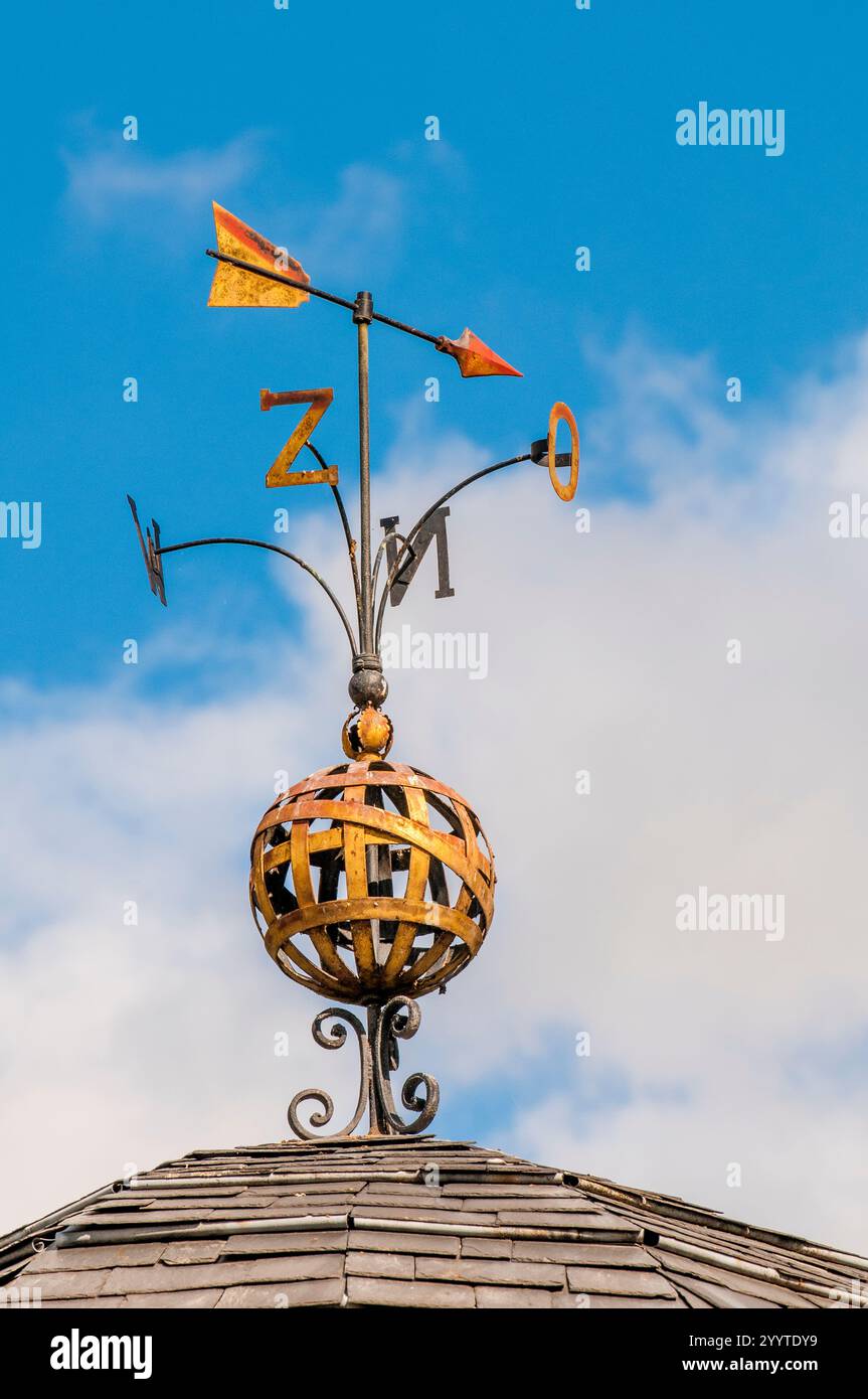 Medieval weather vane bruges hi-res stock photography and images - Alamy