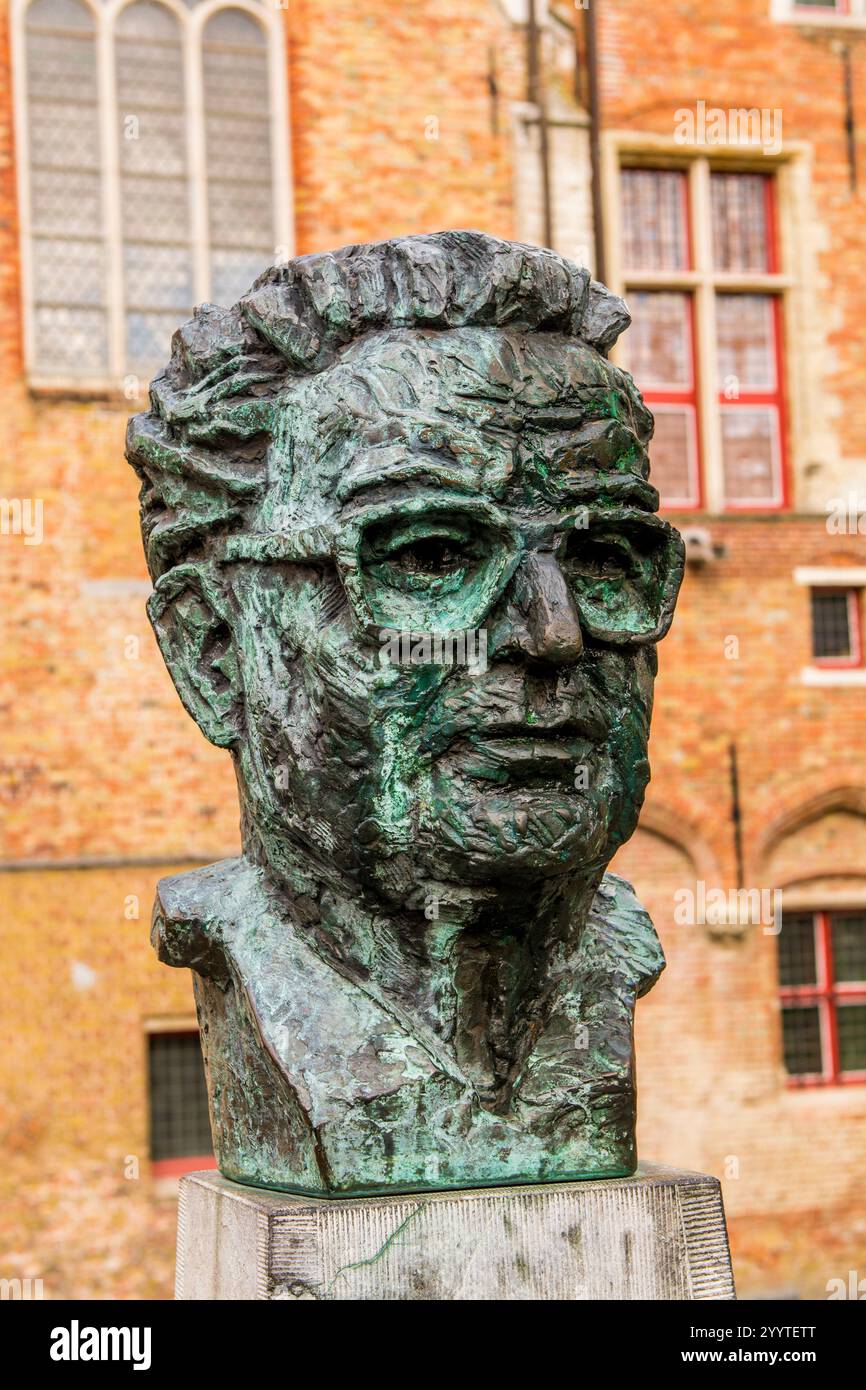Frank van acker statue hi-res stock photography and images - Alamy