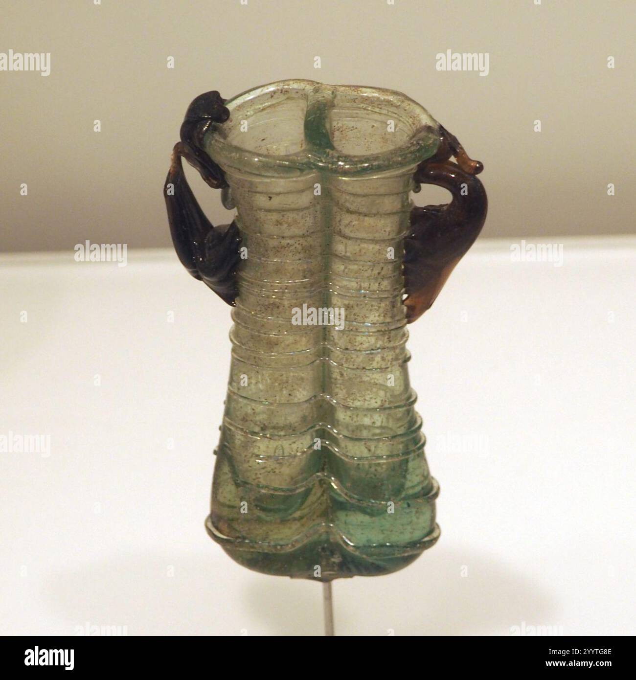 Kohol hi-res stock photography and images - Alamy