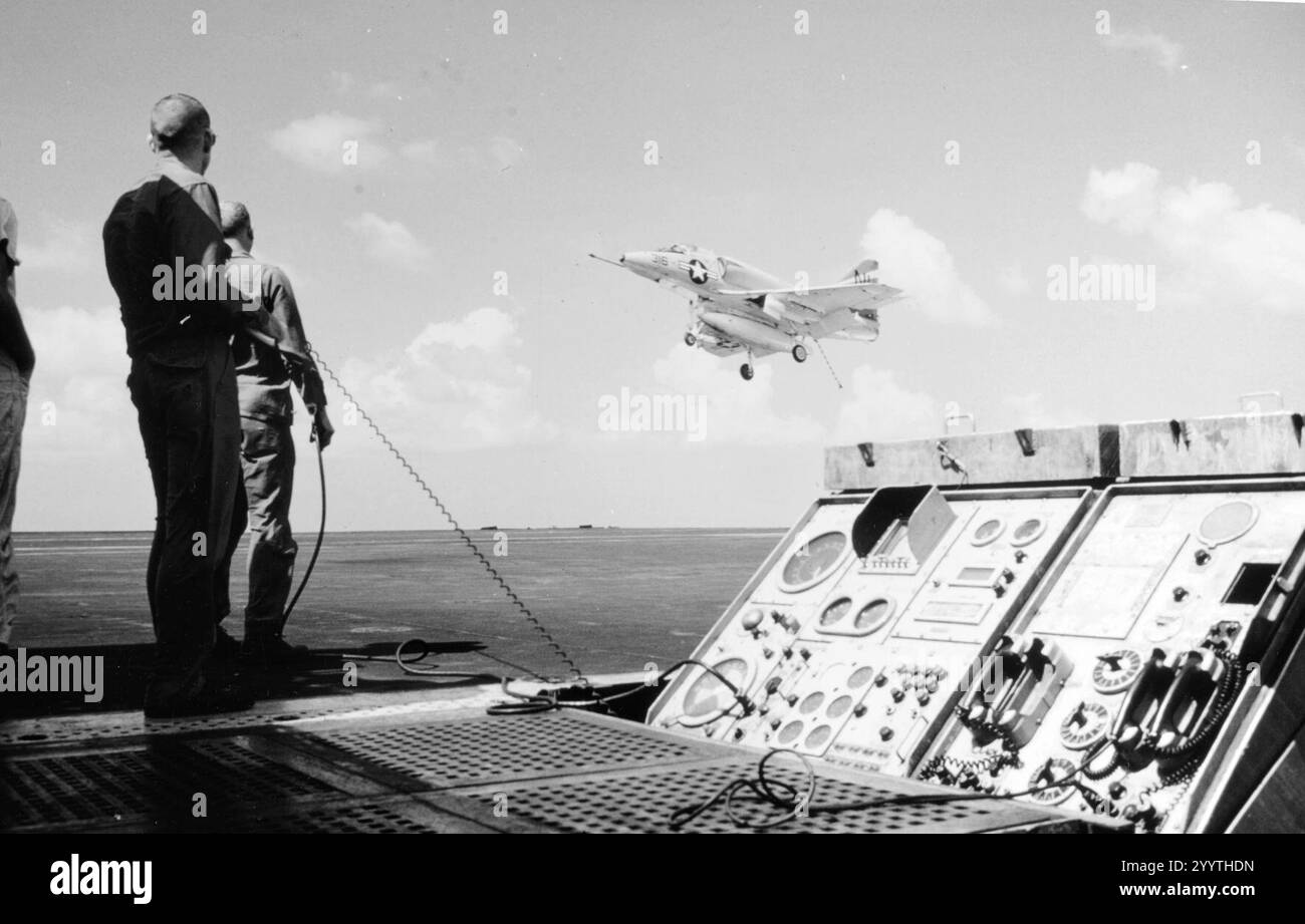 Douglas A-4C Skyhawk of VA-153 landing aboard USS Constellation (CVA-64 ...
