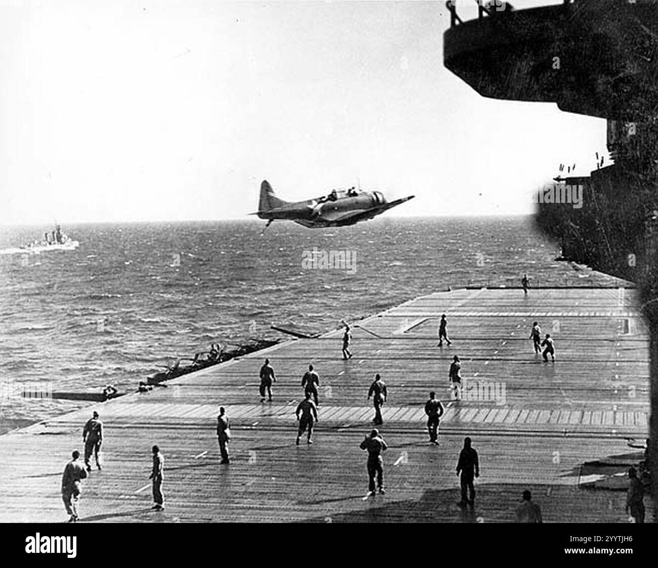 Douglas SBD Dauntless drops message over USS Enterprise (CV-6), 18 May ...
