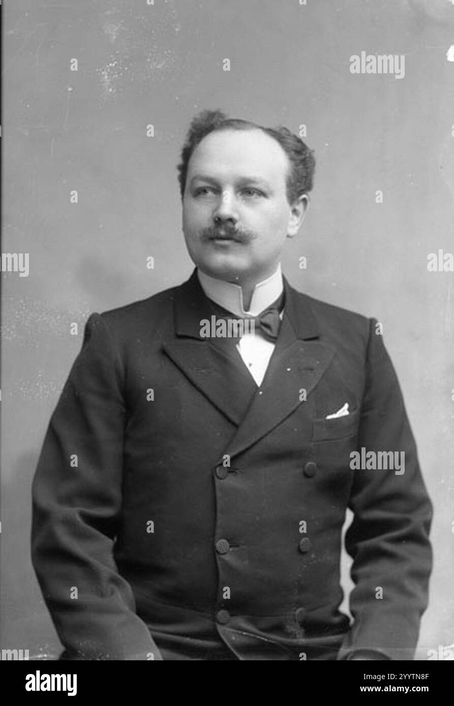 Dr de La Grandière, en buste, pose de face Stock Photo - Alamy