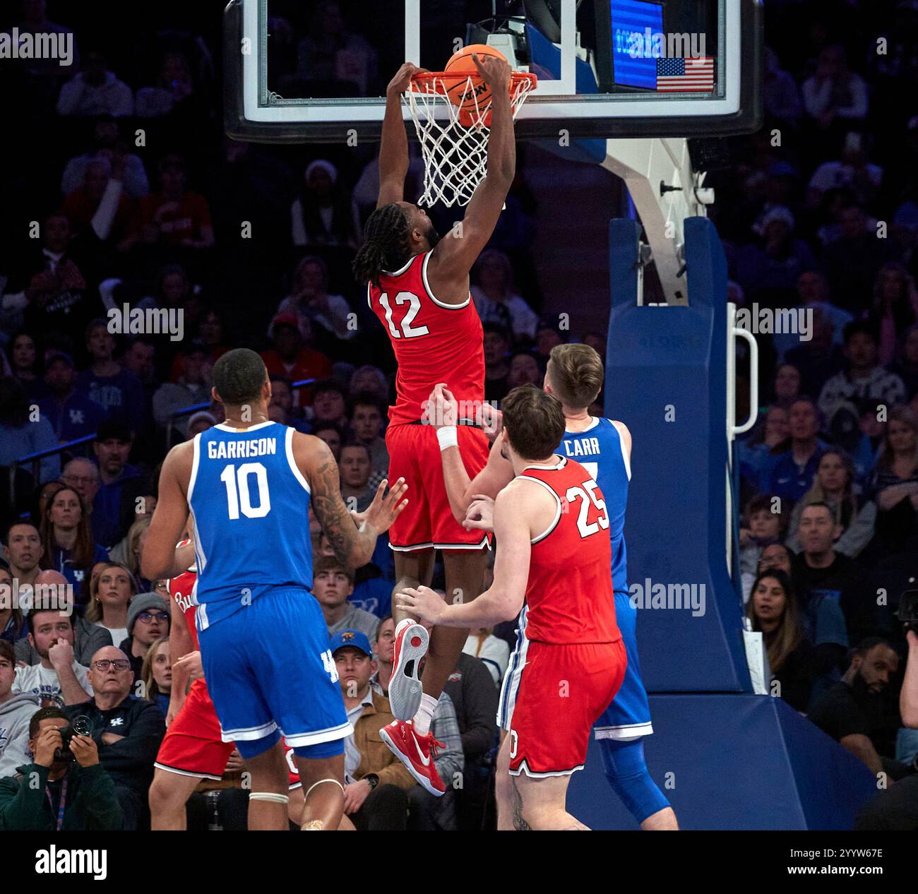 Ohio State Buckeyes guard Evan Mahaffey (12) dunks in the first half ...