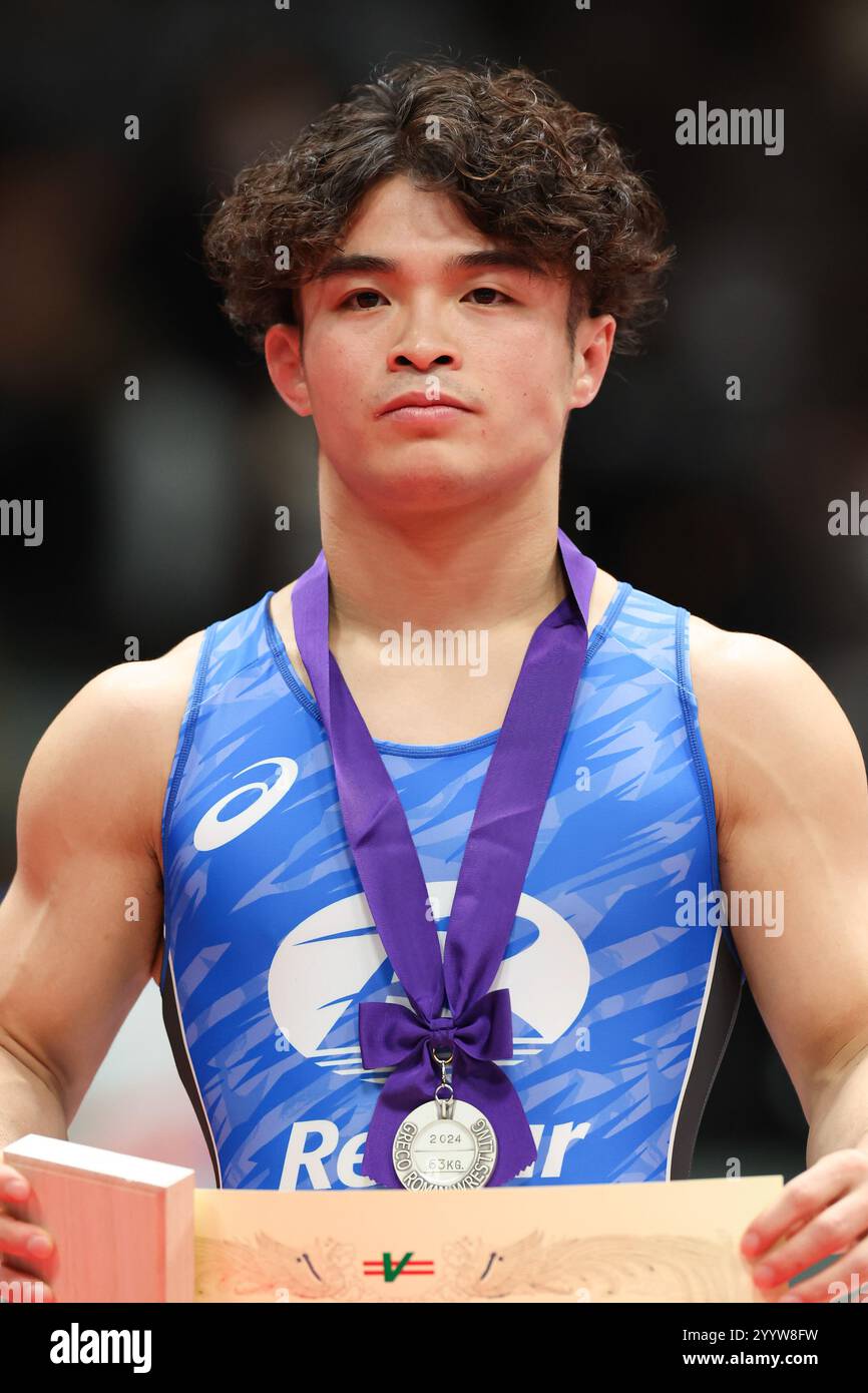Yoyogi 2nd Gymnasium, Tokyo, Japan. 21st Dec, 2024. Ayata Suzuki ...