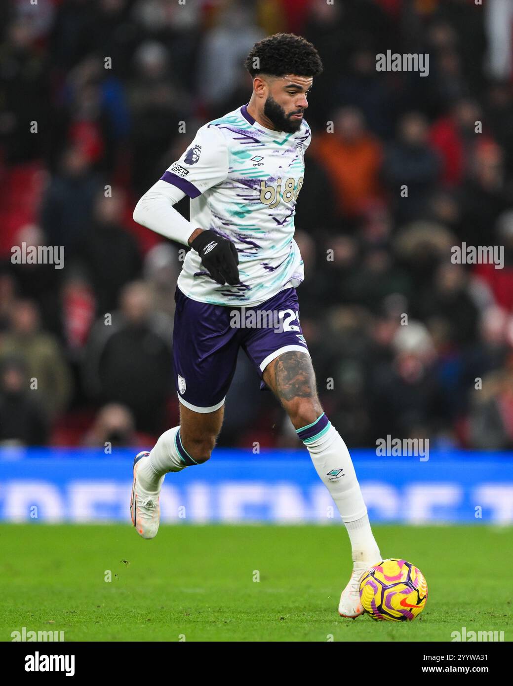 Philip Billing of Bournemouth makes a break with the ball during the ...
