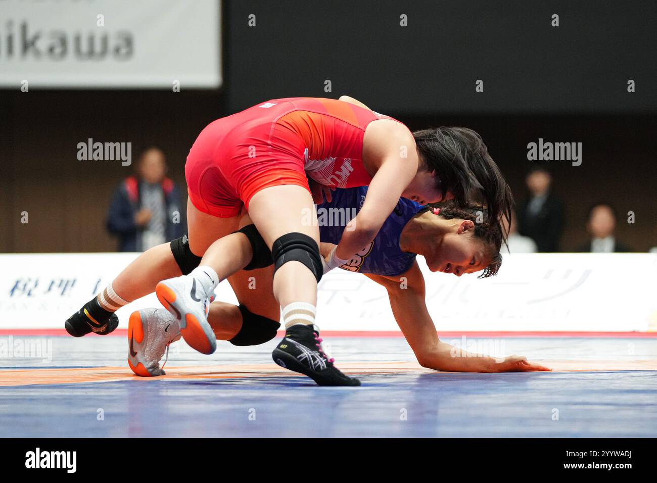 Yoyogi 2nd Gymnasium, Tokyo, Japan. 22nd Dec, 2024. (Top-Bottom) Ichika ...